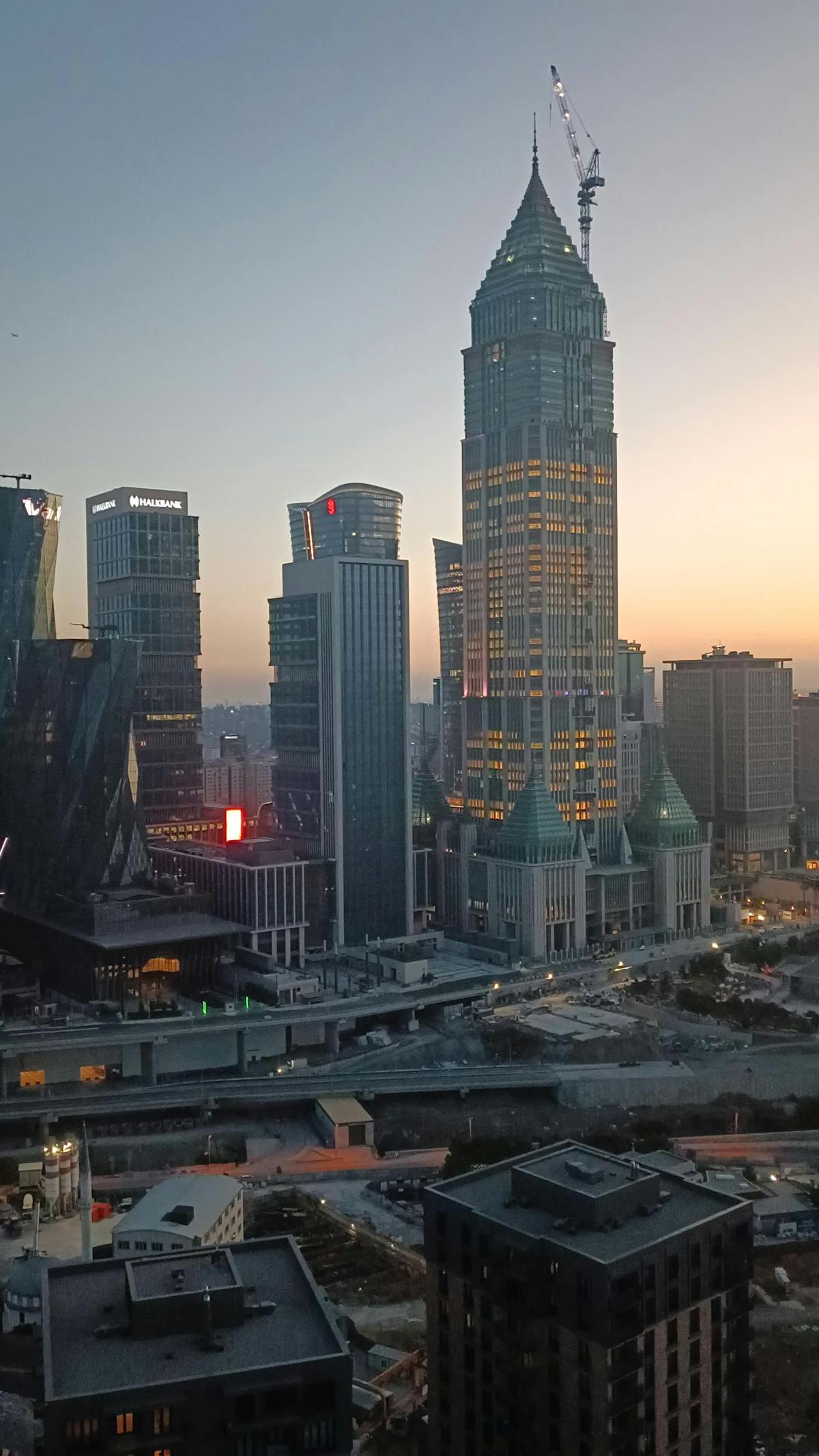 Big Building Videos, Download The BEST Free 4k Stock Video Footage ...