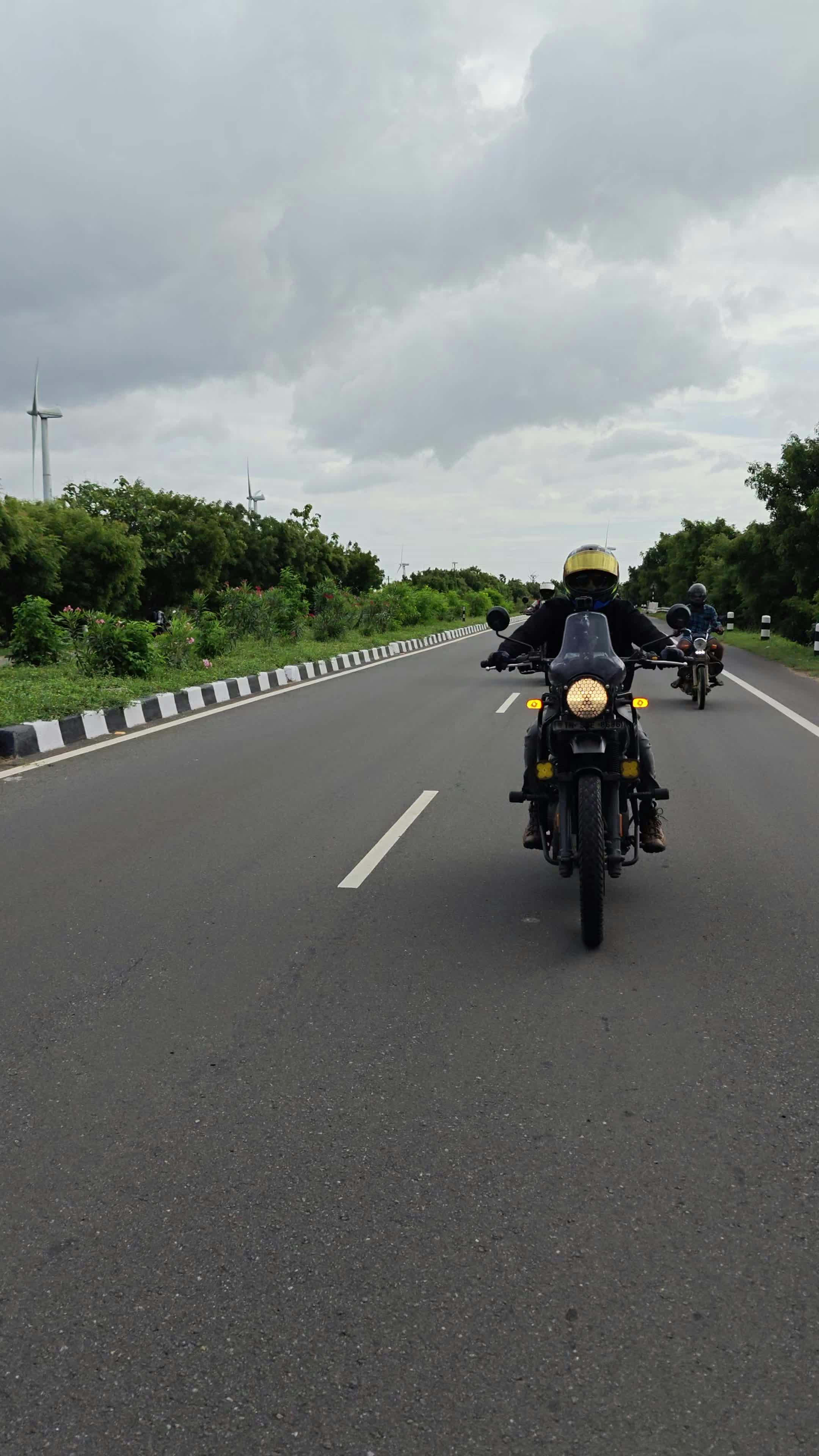 Royal Enfield Riding Videos, Download The BEST Free 4k Stock Video ...