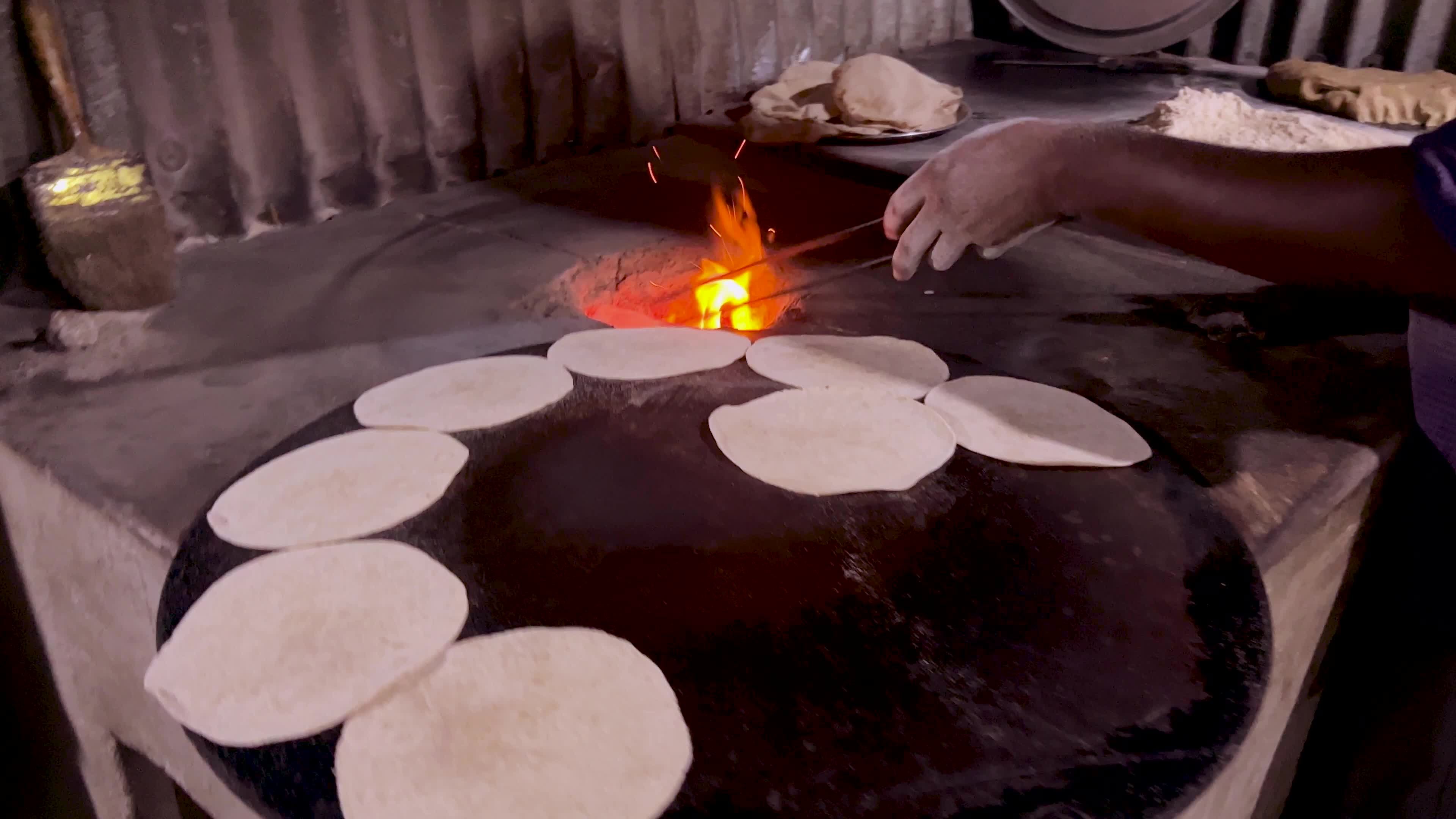 Roti Oven Tanah Videos, Download The BEST Free 4k Stock Video Footage ...