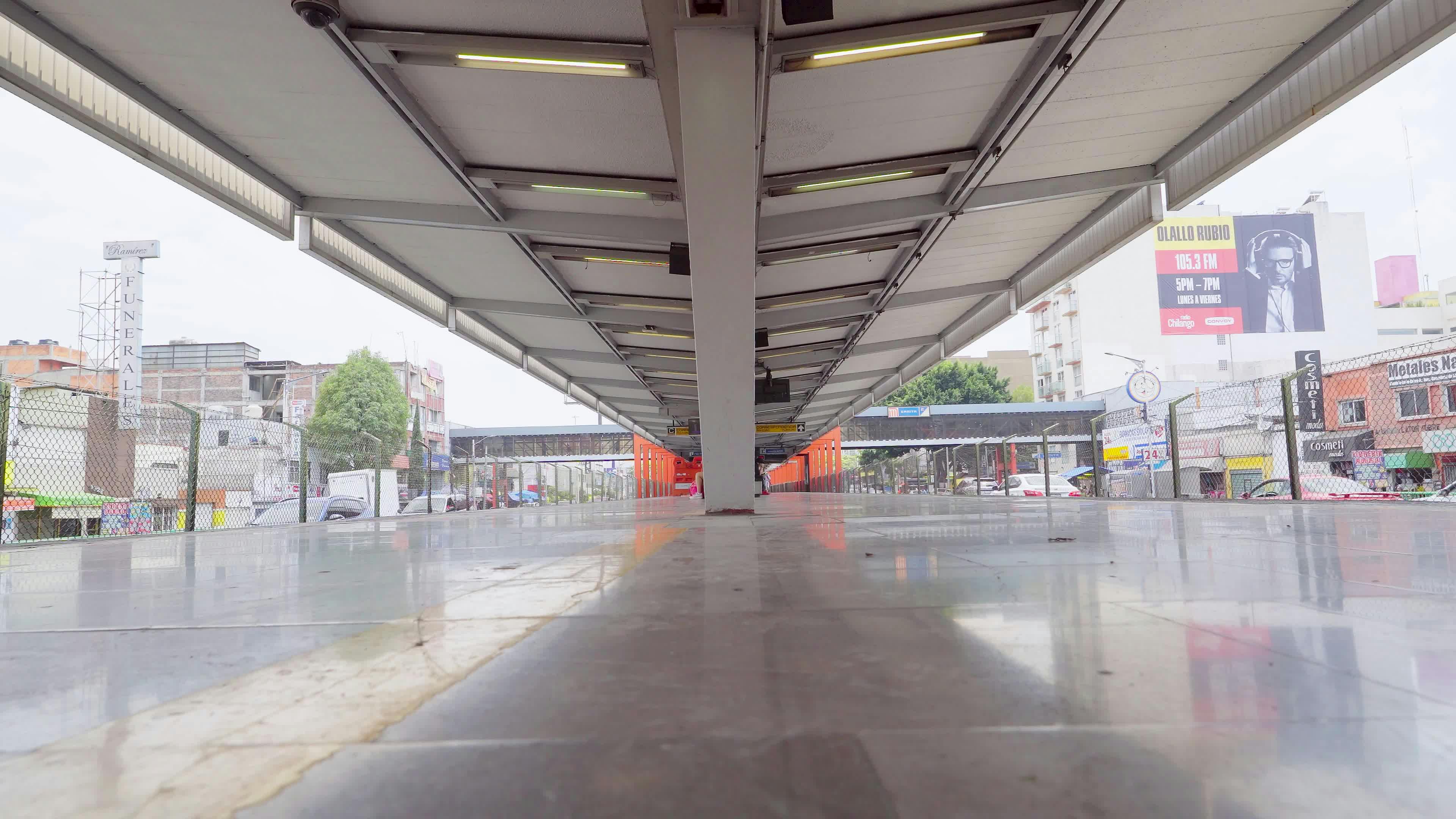 Metro Ermita, en reversa Free Stock Video Footage, Royalty-Free 4K & HD ...