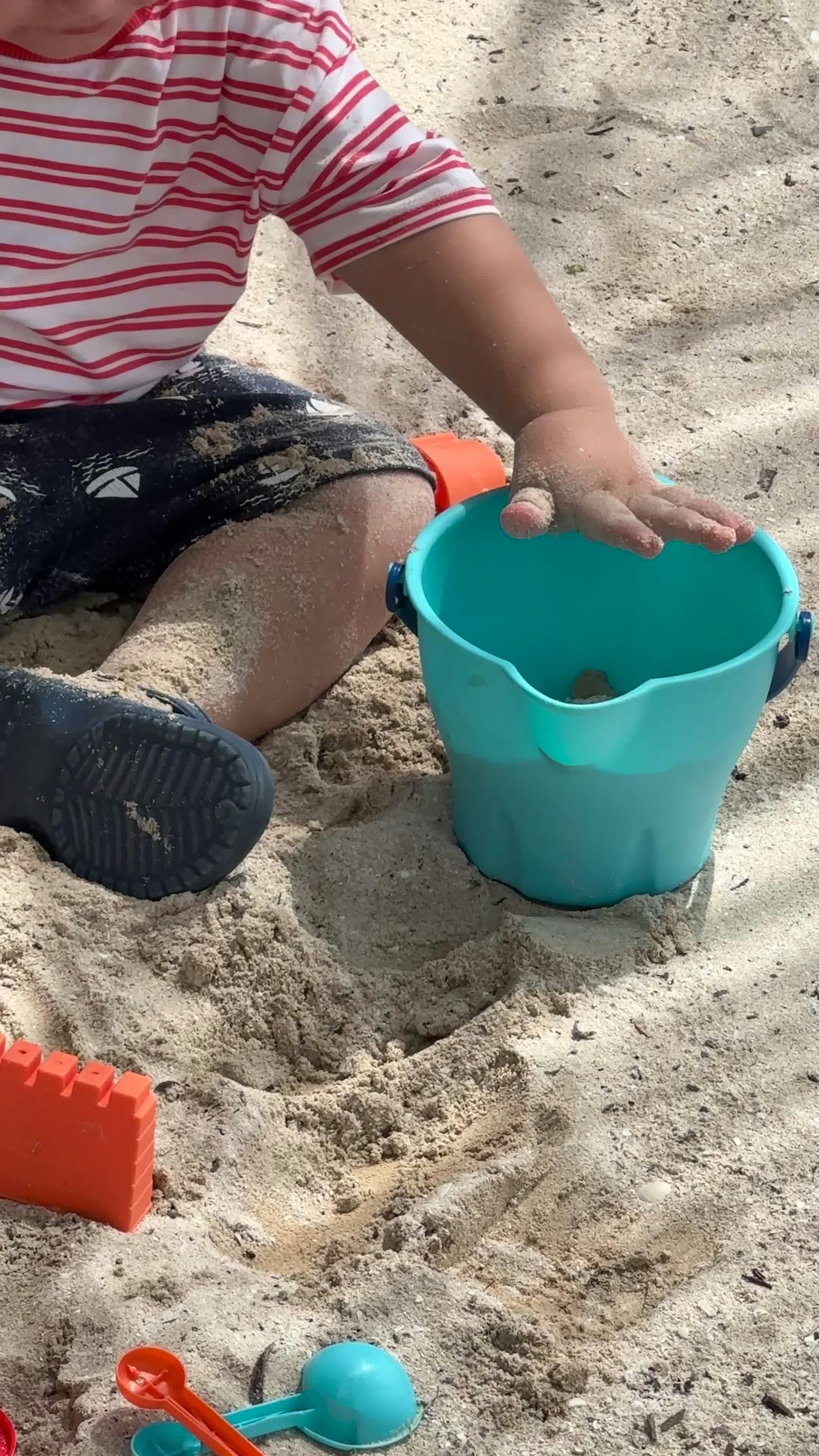 Plastic Bucket With Water Videos, Download The BEST Free 4k Stock Video ...