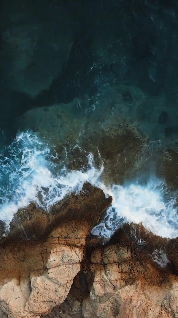 Big Wave Videos, Download The BEST Free 4k Stock Video Footage & Big ...