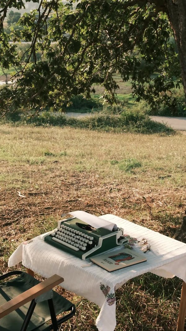 Book Page Videos, Download The BEST Free 4k Stock Video Footage & Book ...