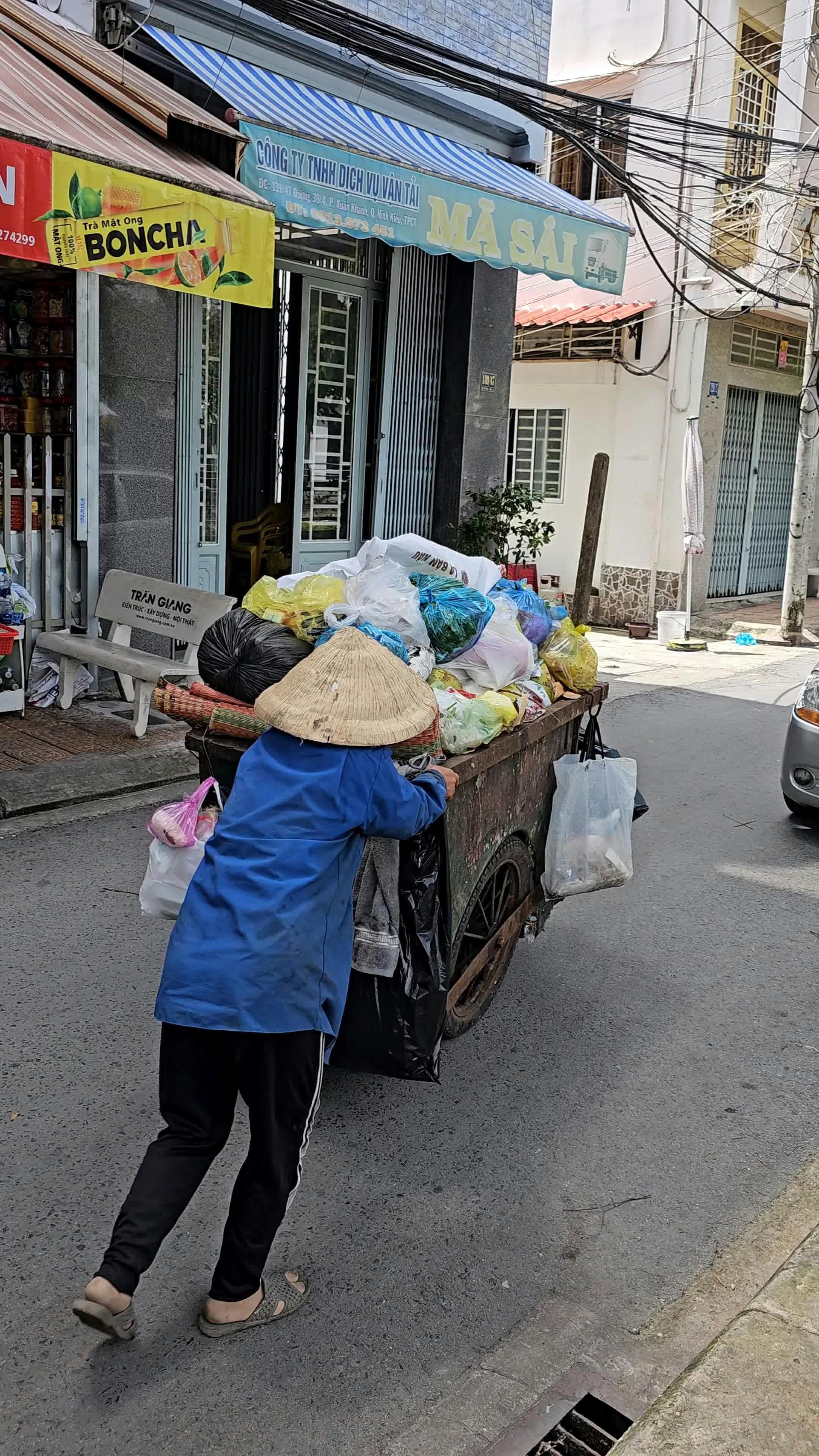 Car Garbage Collection Videos, Download The BEST Free 4k Stock Video ...