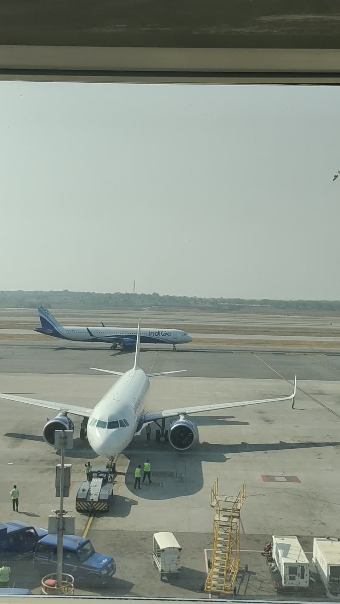 Time-Lapse Video of a Plane Before Flight Free Stock Video Footage ...