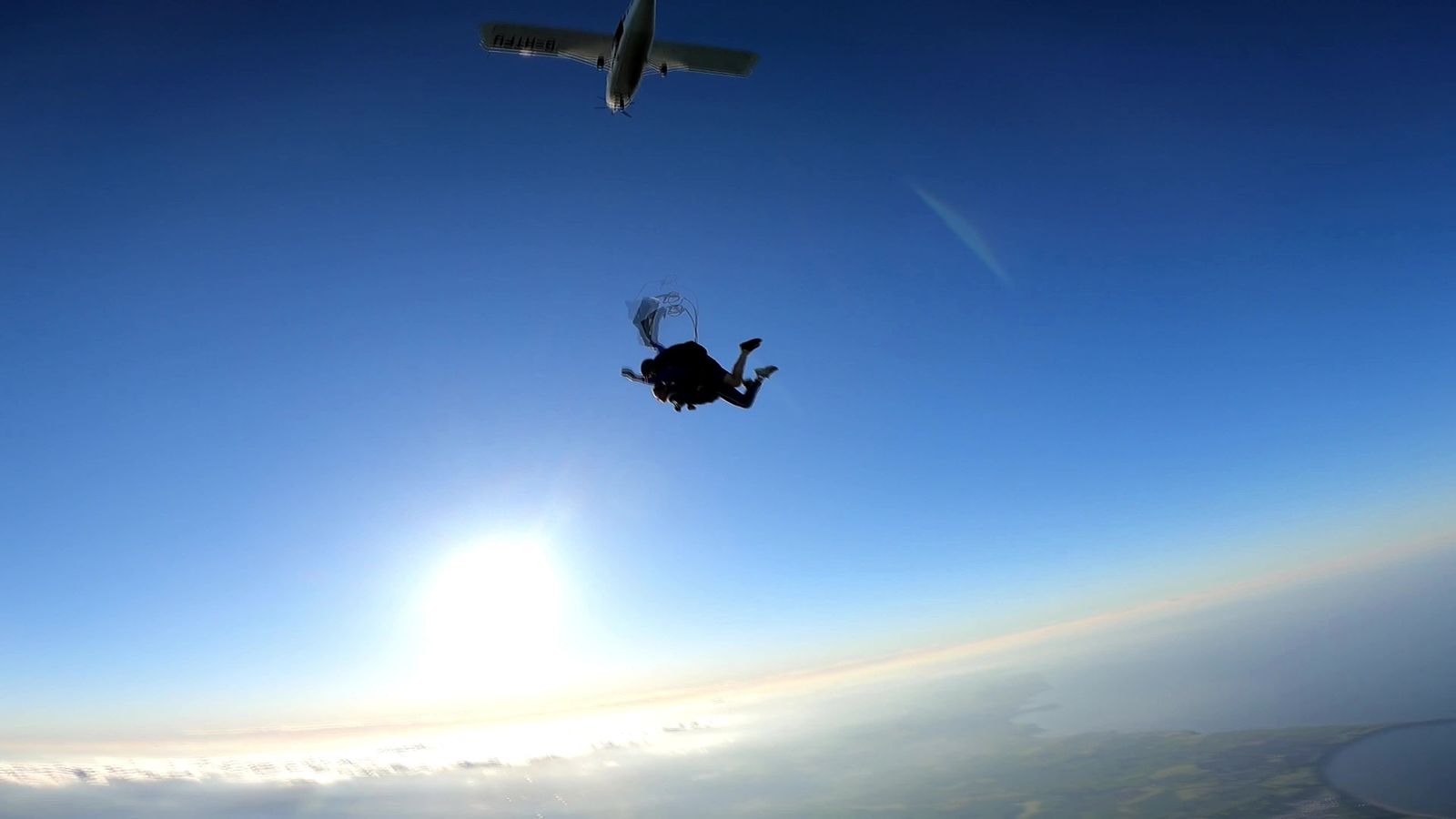 Sky Diving Videos, Download The BEST Free 4k Stock Video Footage & Sky ...