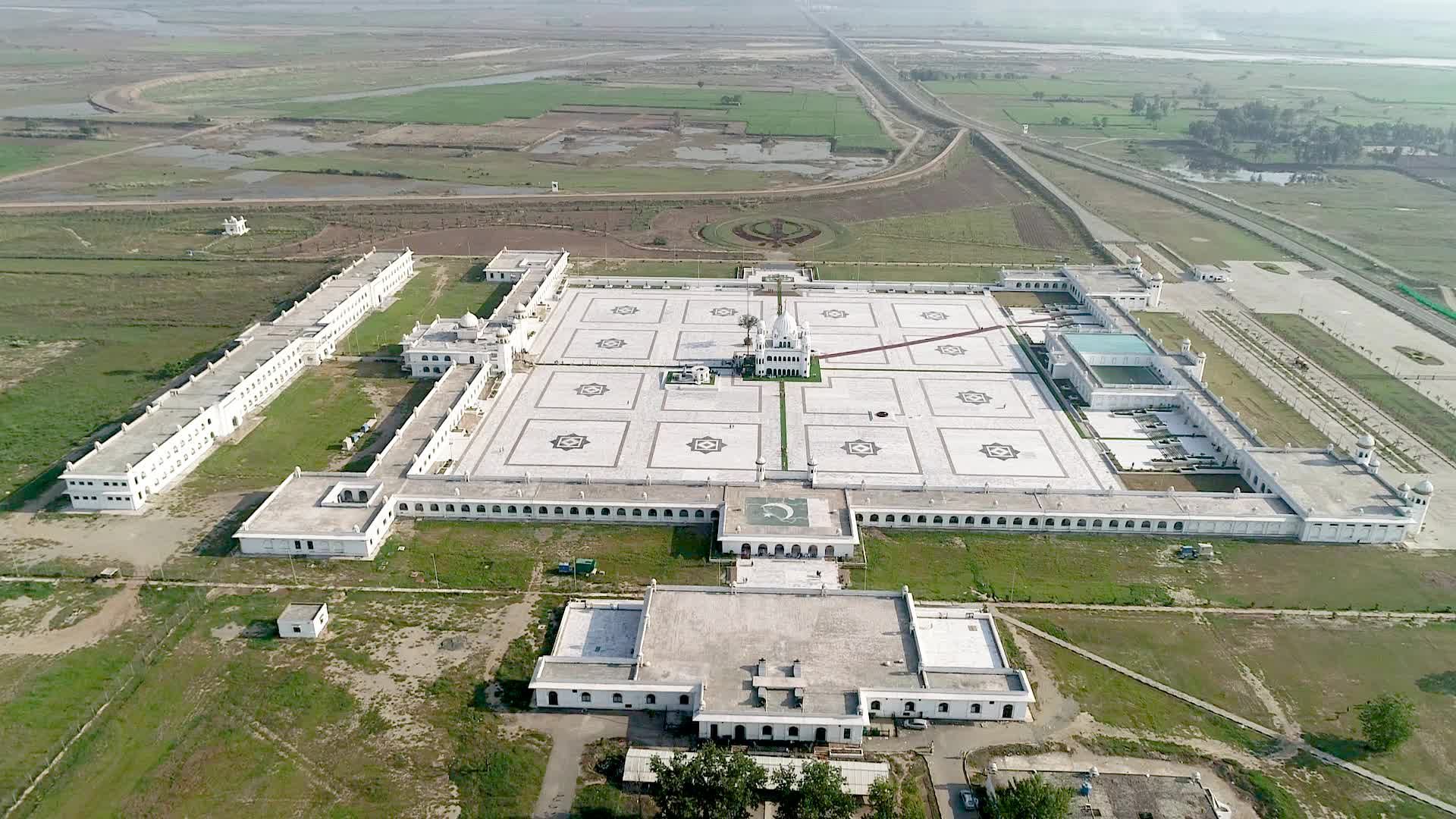 he Kartarpur Sahib, Gurdwara Darbar Sahib Kartarpur, a Sikh temple in ...