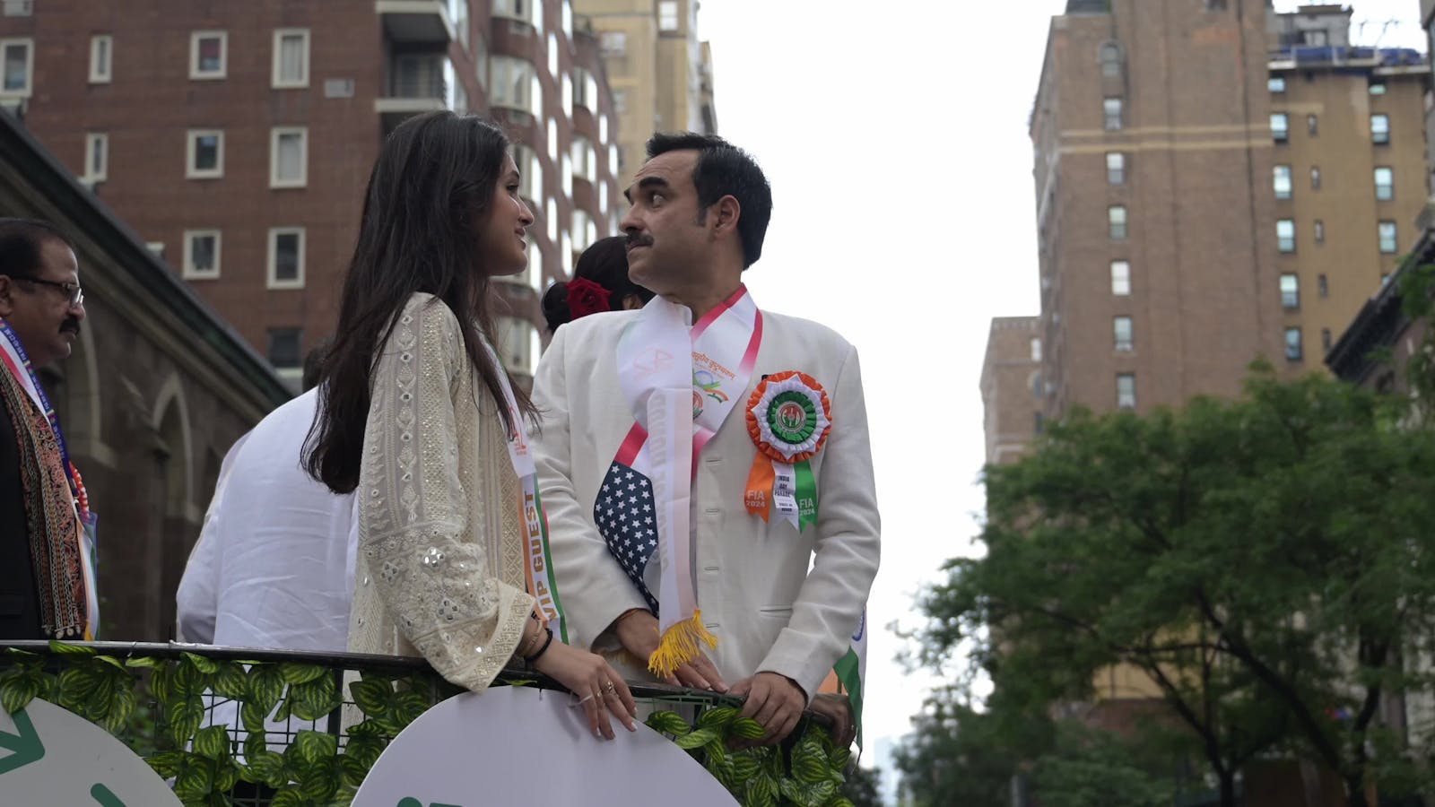 Nip Slips Of Bollywood Actresses Videos, Download The BEST Free 4k ...