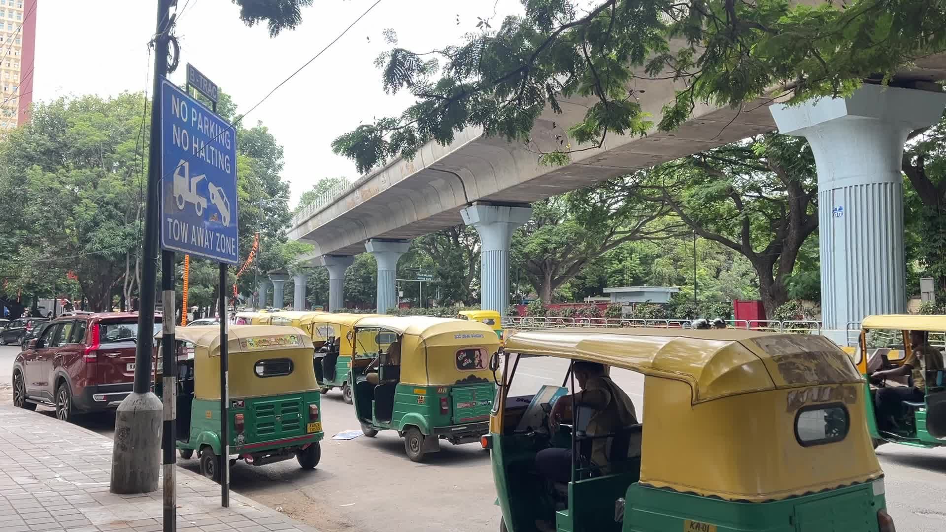 Autos De Bangalore · Vídeo de stock gratuito