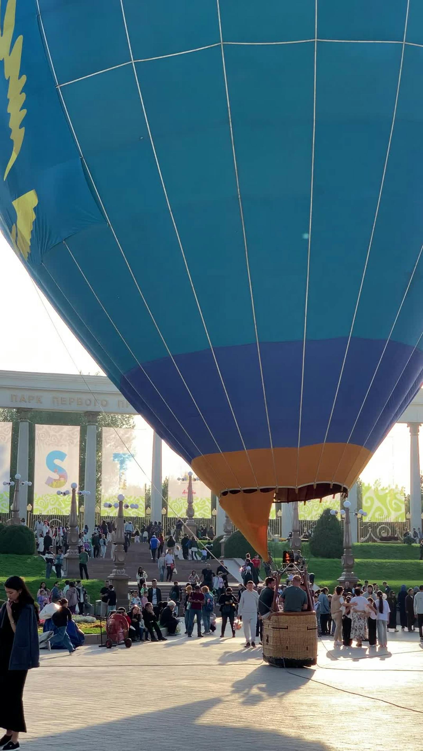 Spinning Apple Videos, Download The BEST Free 4k Stock Video Footage ...