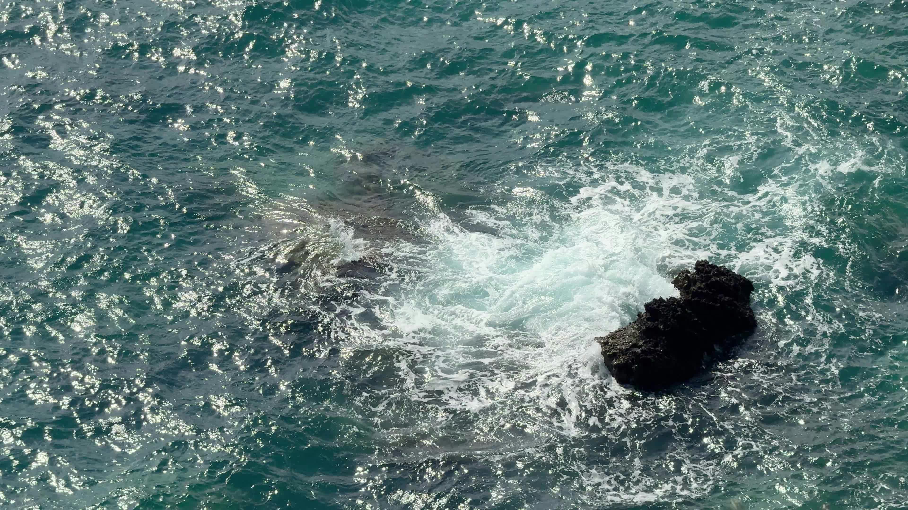 Breaking Videos, Download The BEST Free 4k Stock Video Footage ...