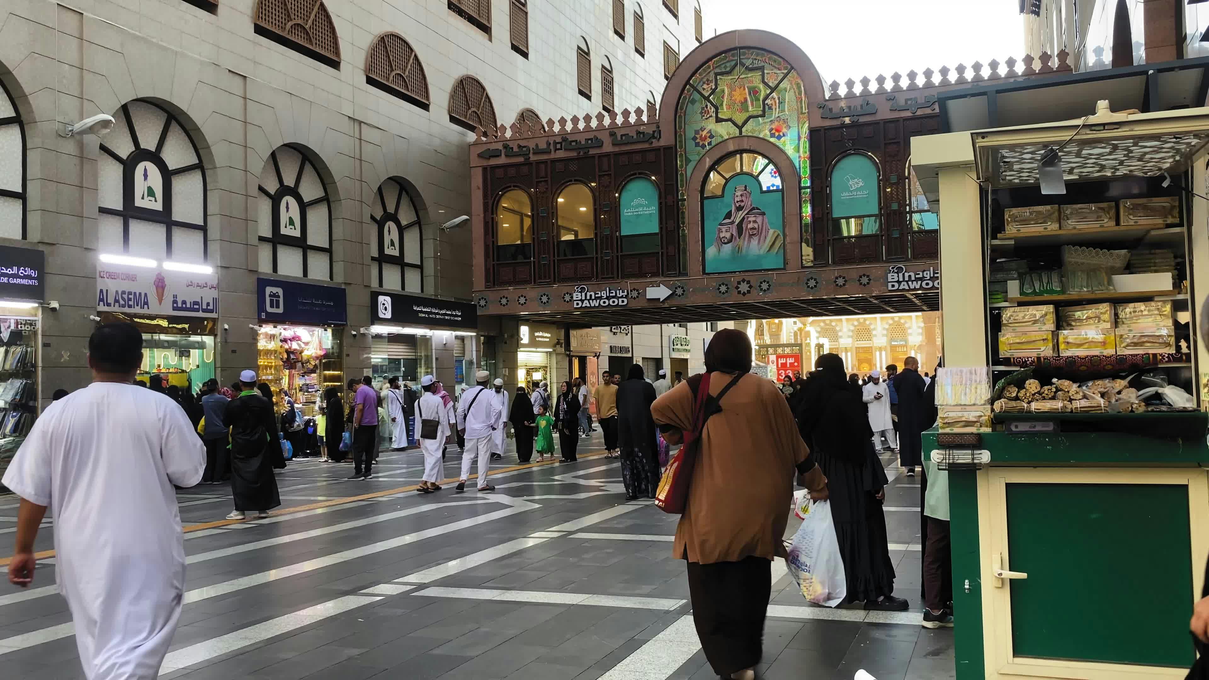 Arabs Videos, Download The BEST Free 4k Stock Video Footage & Arabs HD ...