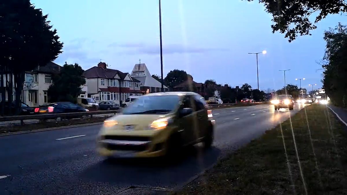 Traffic Video Videos, Download The BEST Free 4k Stock Video Footage ...