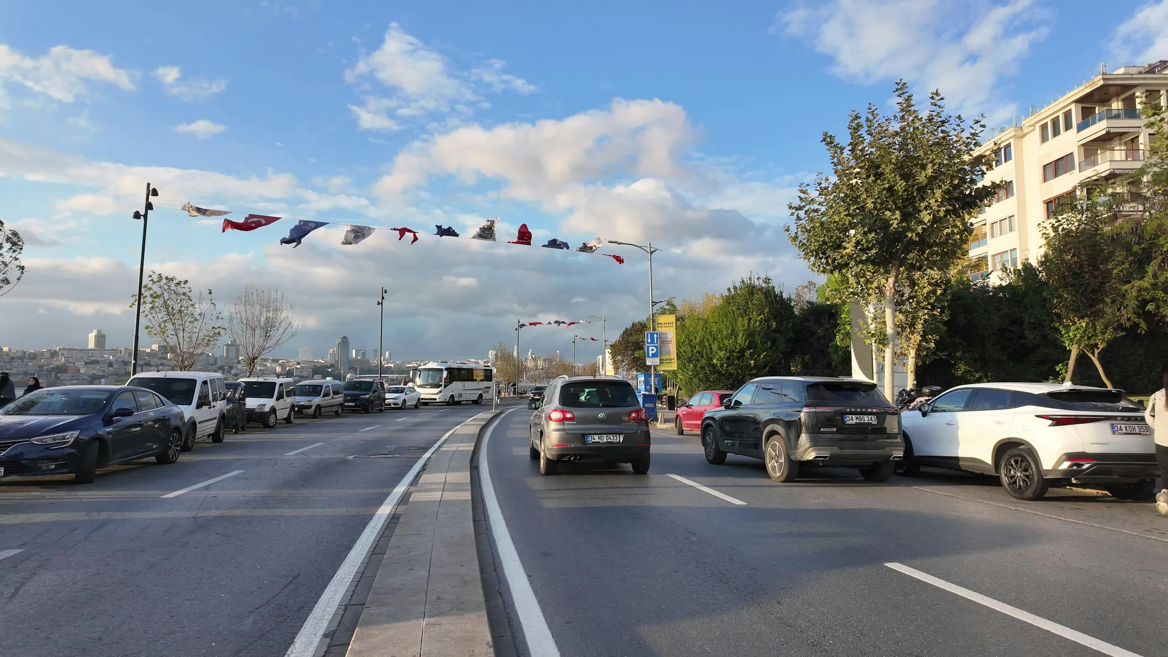 Shuttle Buses Videos, Download The BEST Free 4k Stock Video Footage ...