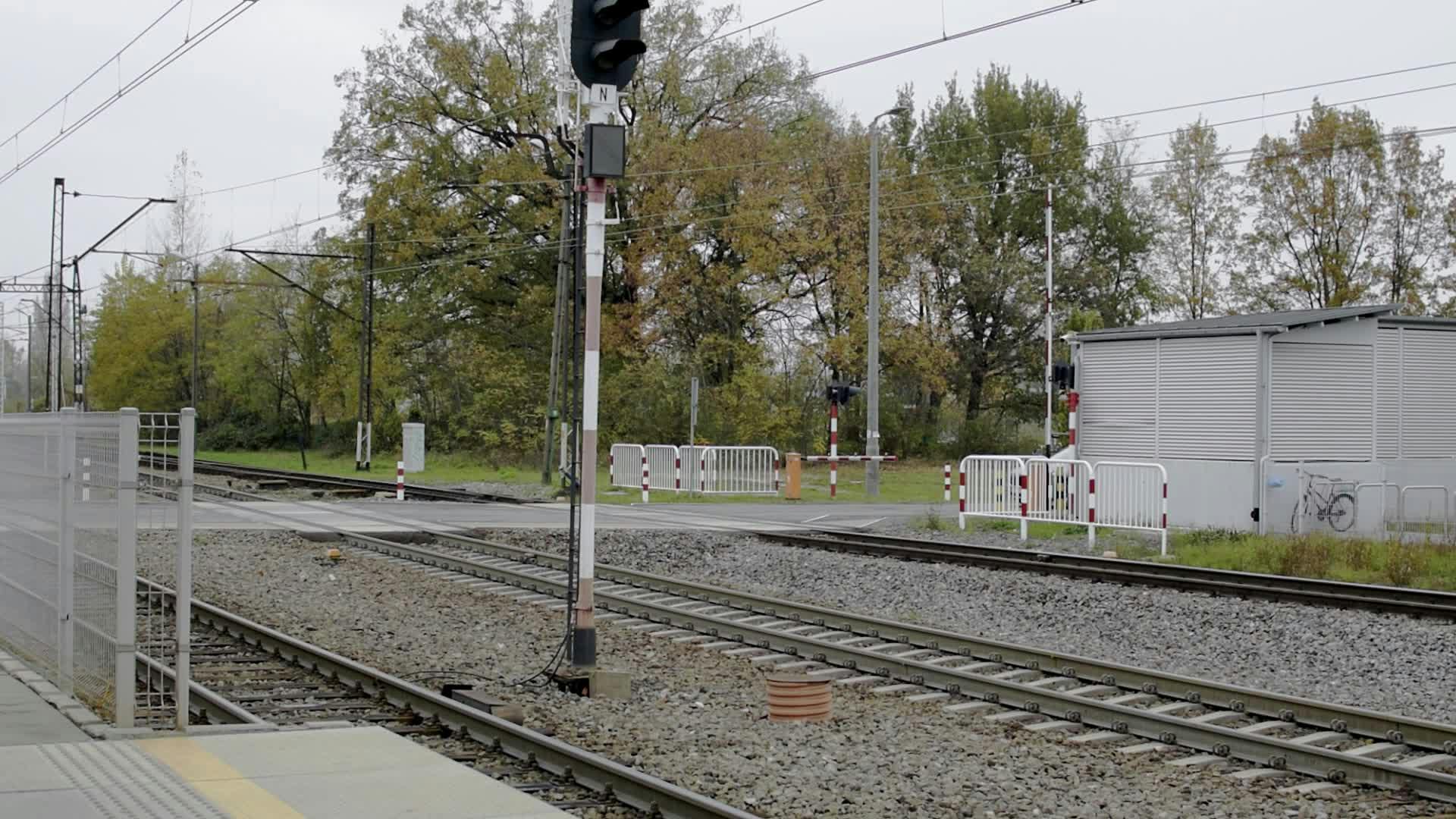 Railway Pole Videos, Download The BEST Free 4k Stock Video Footage ...