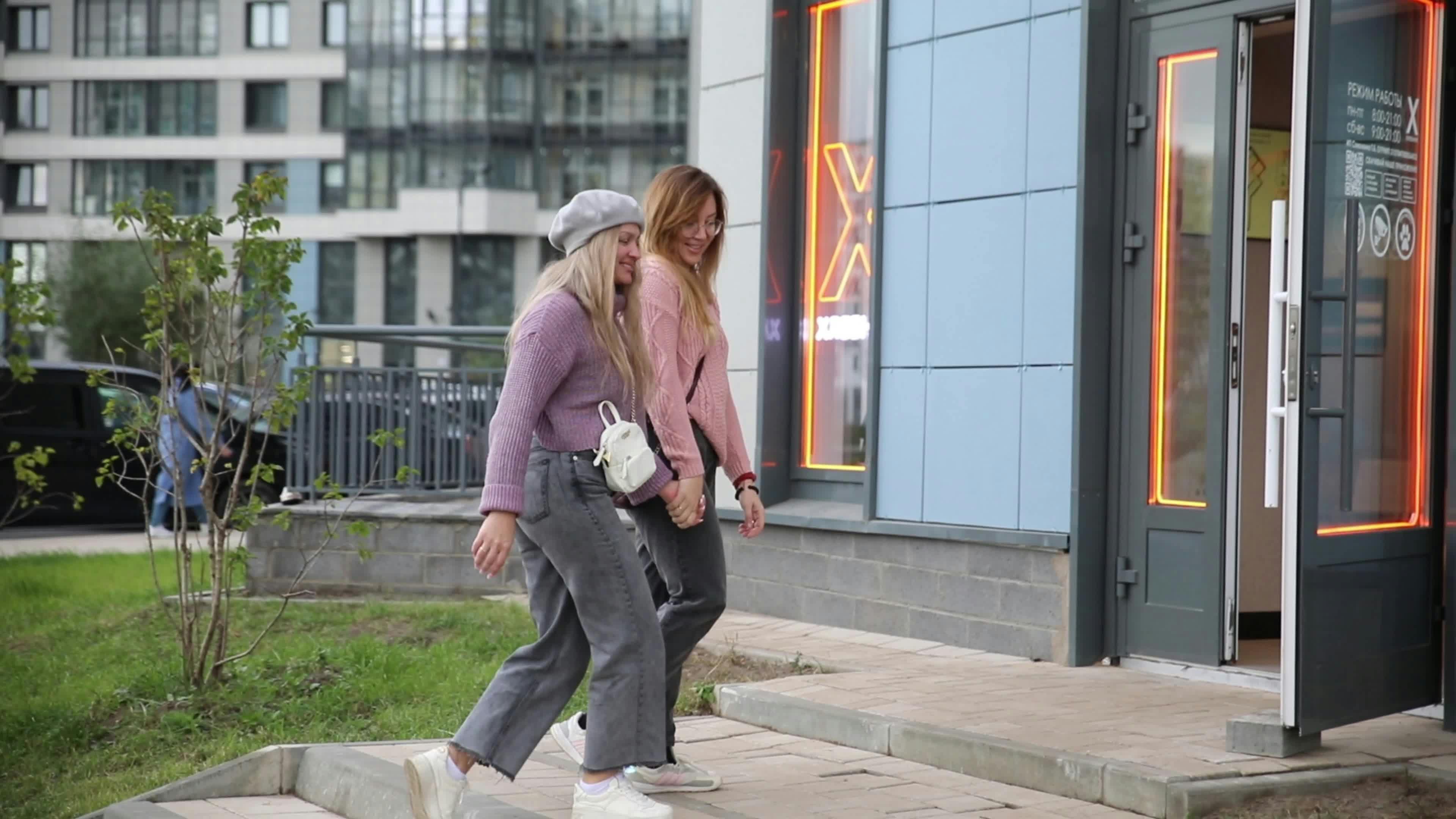 Casual Outing: Friends Entering Modern Storefront Free Stock Video ...