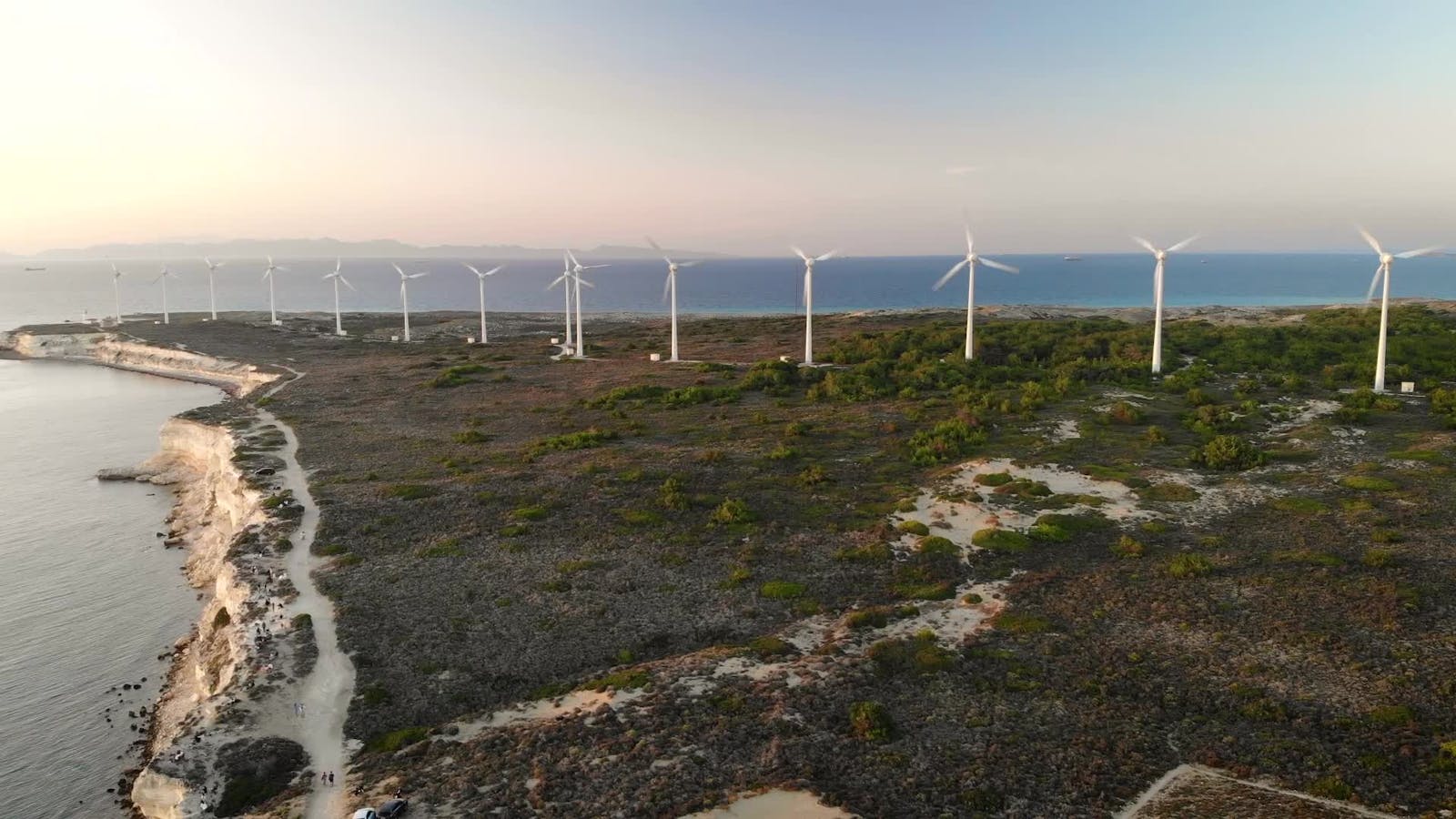 Strong Wind Videos, Download The BEST Free 4k Stock Video Footage ...