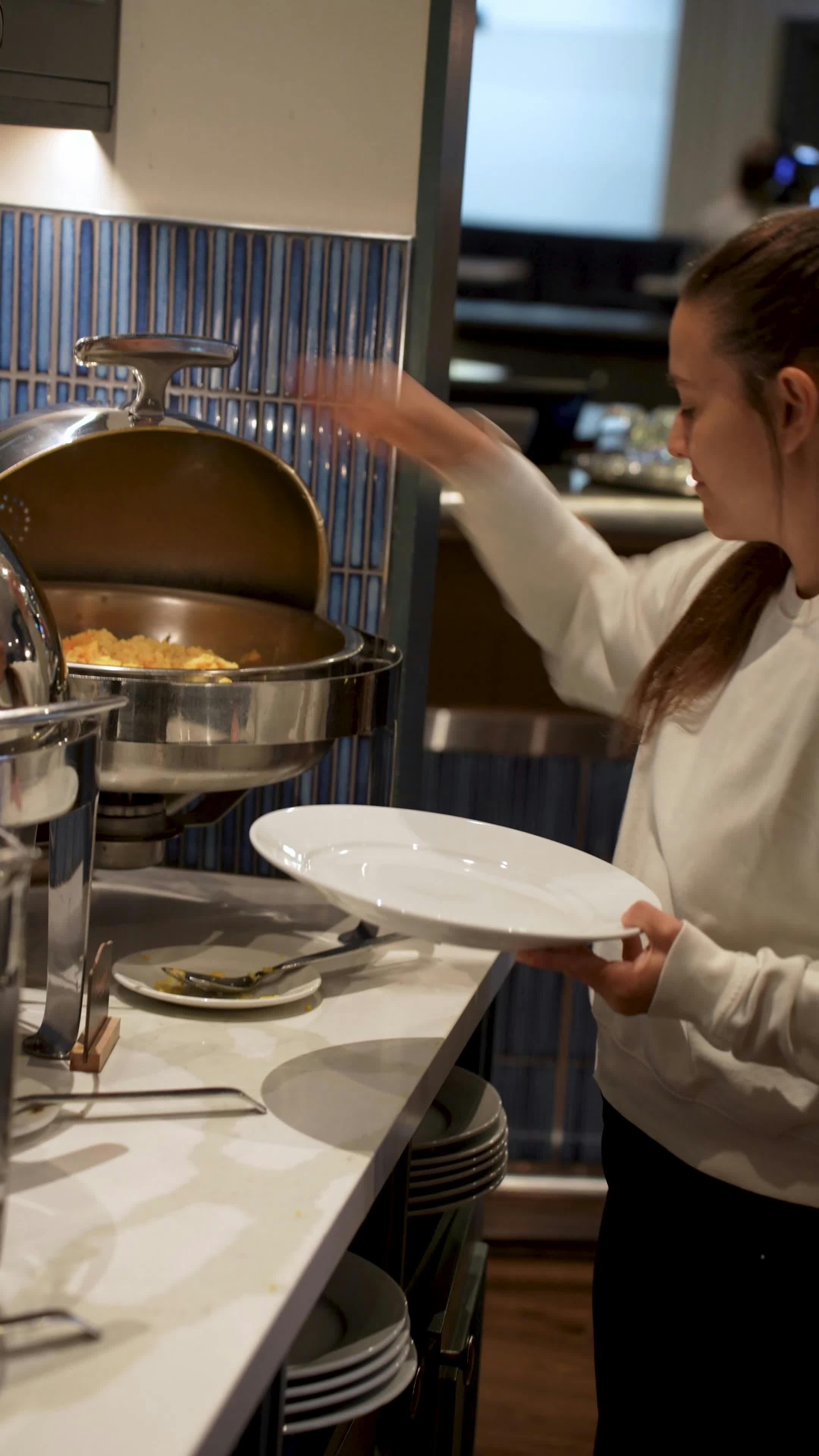 Lunch In A Restaurant Videos, Download The BEST Free 4k Stock Video ...