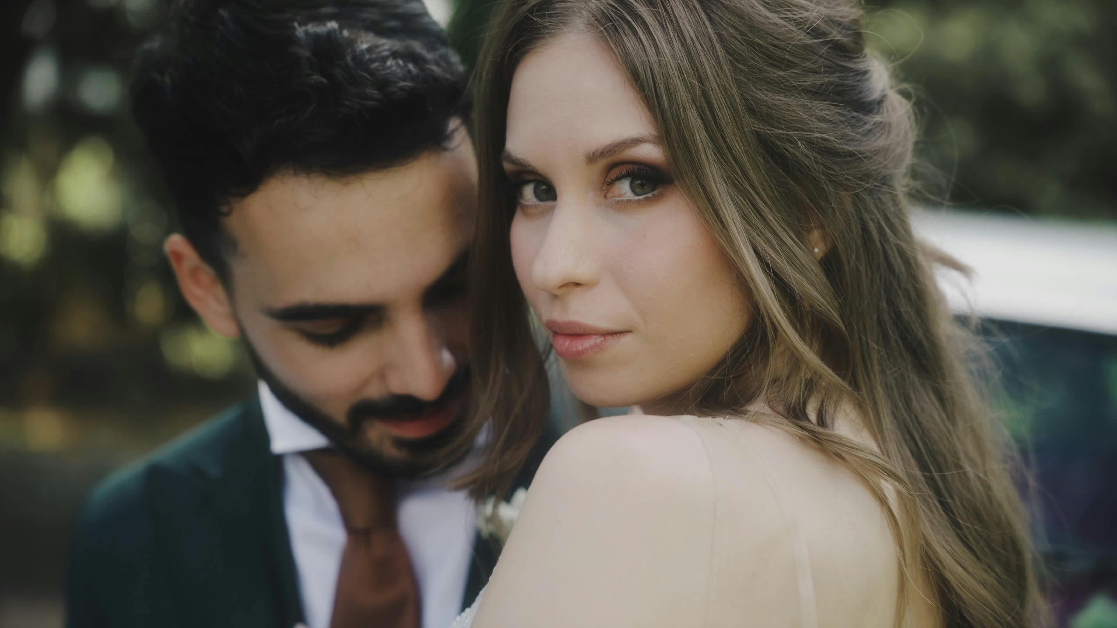 Girlfriend And Boyfriend Romance In Bedroom Latest Videos, Download The ...