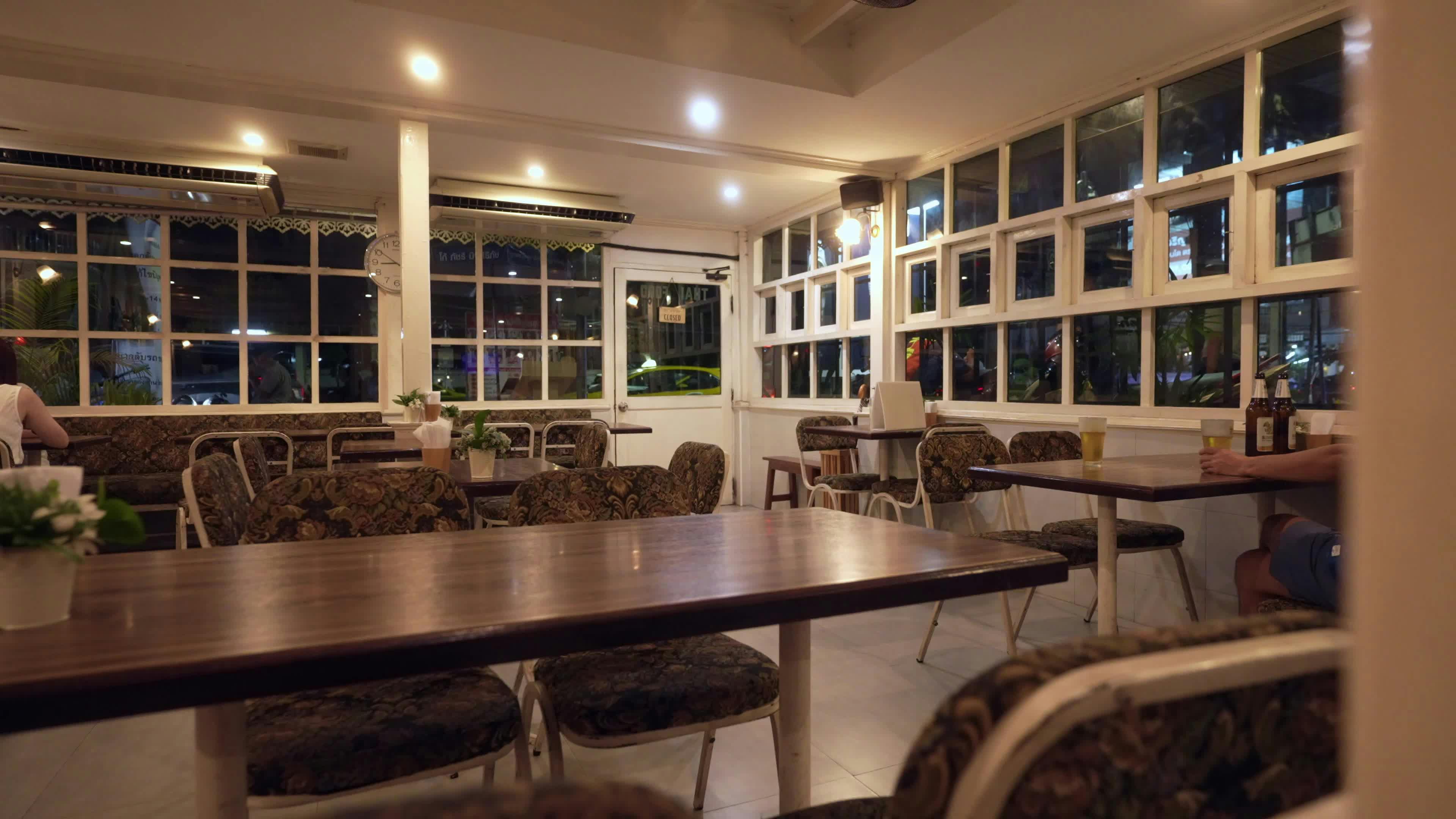 Restaurant Food Videos, Download The BEST Free 4k Stock Video Footage ...