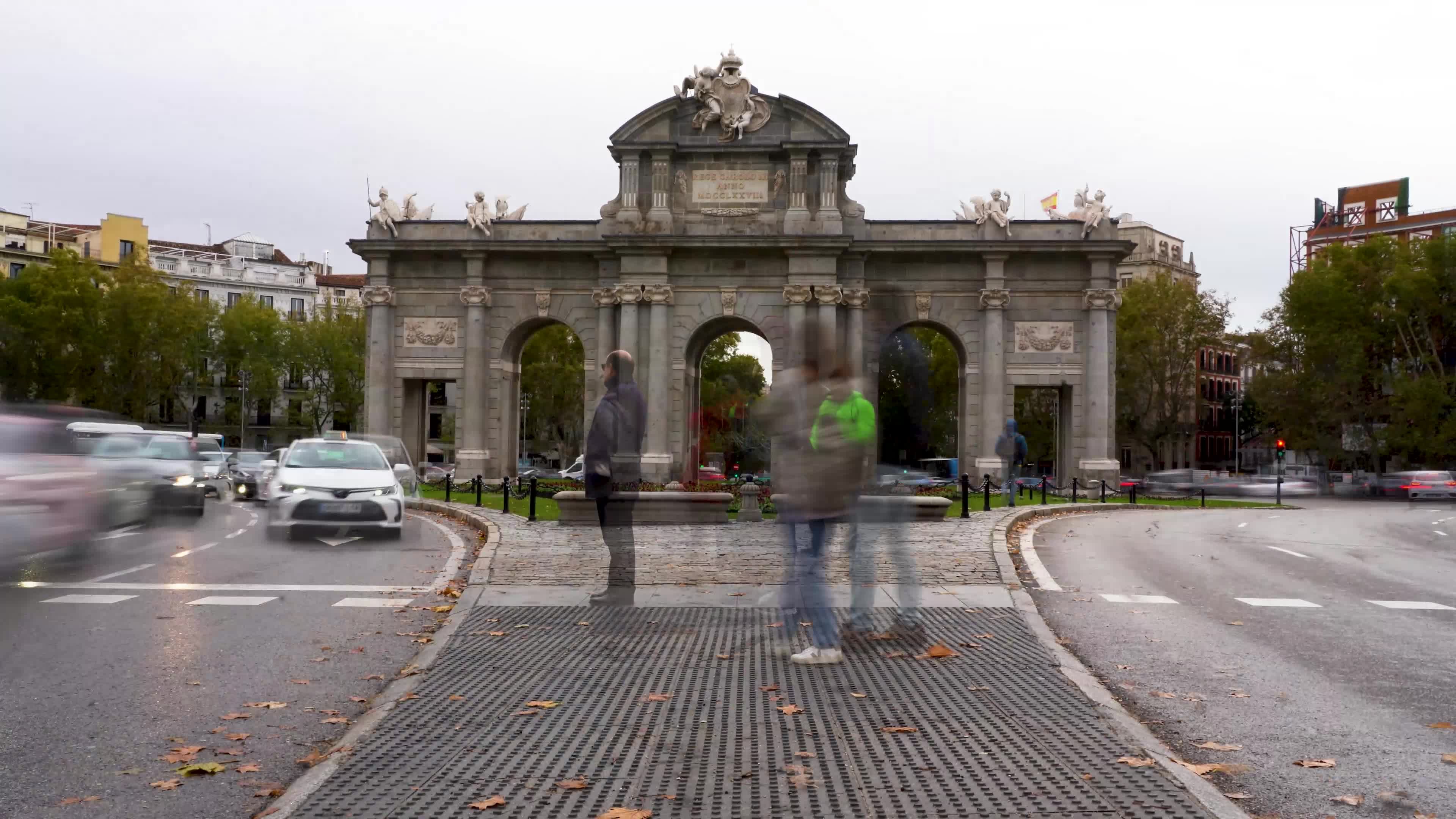 Puerta De Alcalá · Vídeo de stock gratuito