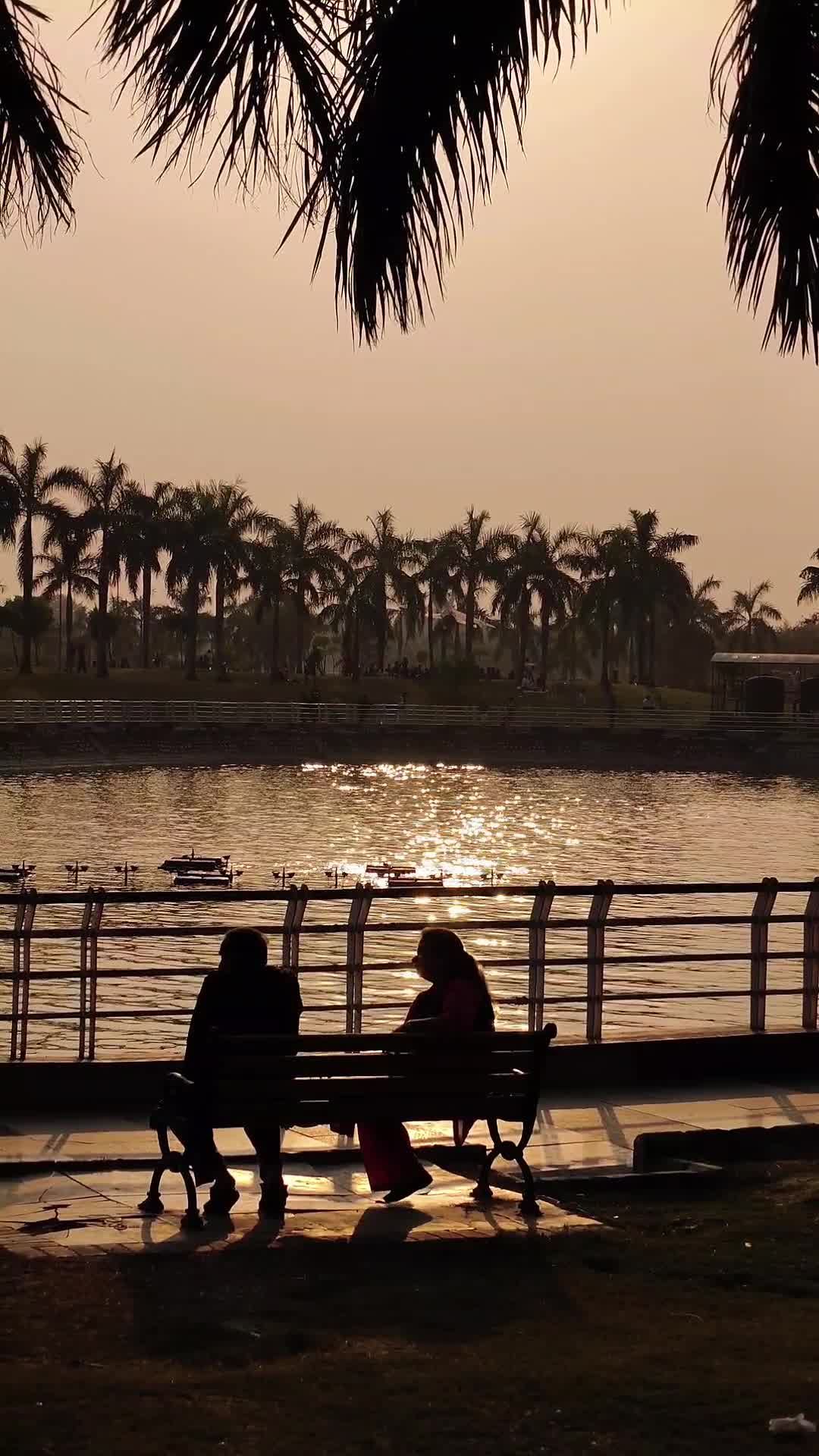 Romantic couple at sunset Free Stock Video Footage, Royalty-Free 4K ...