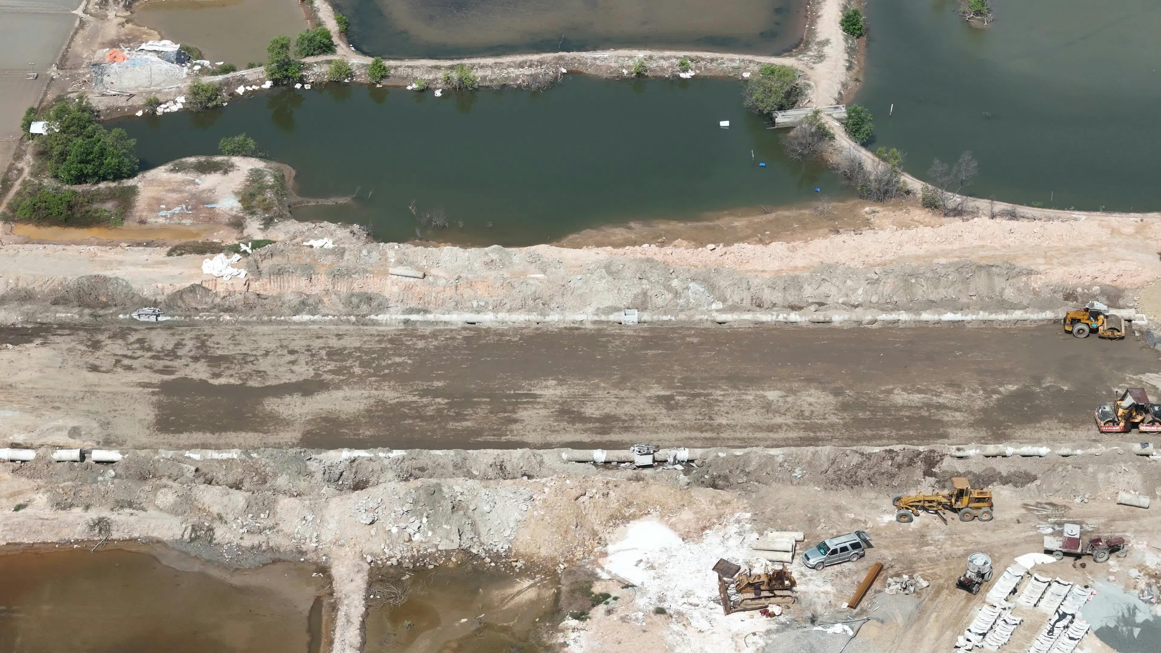 Digging Sand Videos, Download The BEST Free 4k Stock Video Footage ...