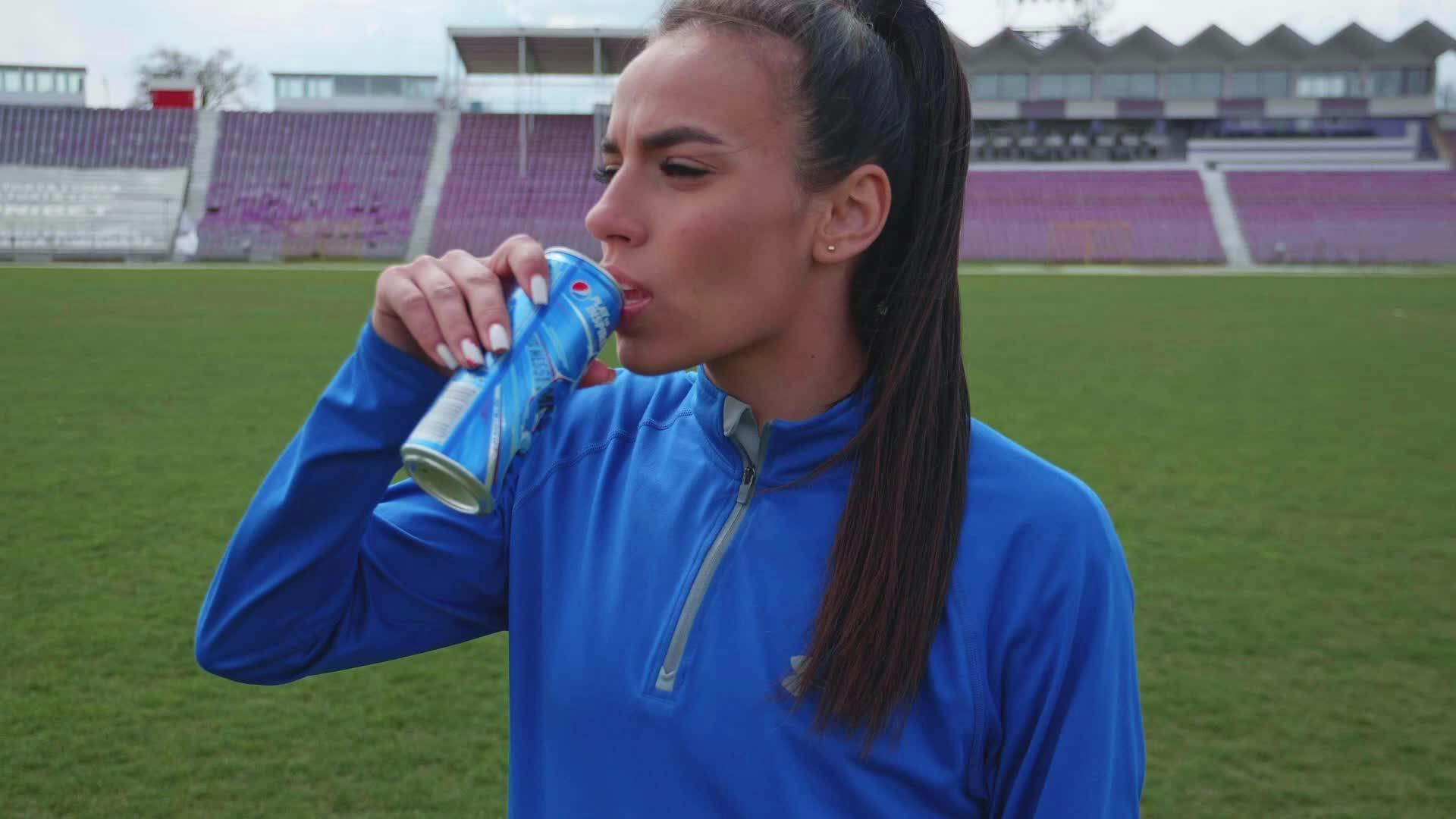 Woman Gym Videos, Download The BEST Free 4k Stock Video Footage & Woman ...