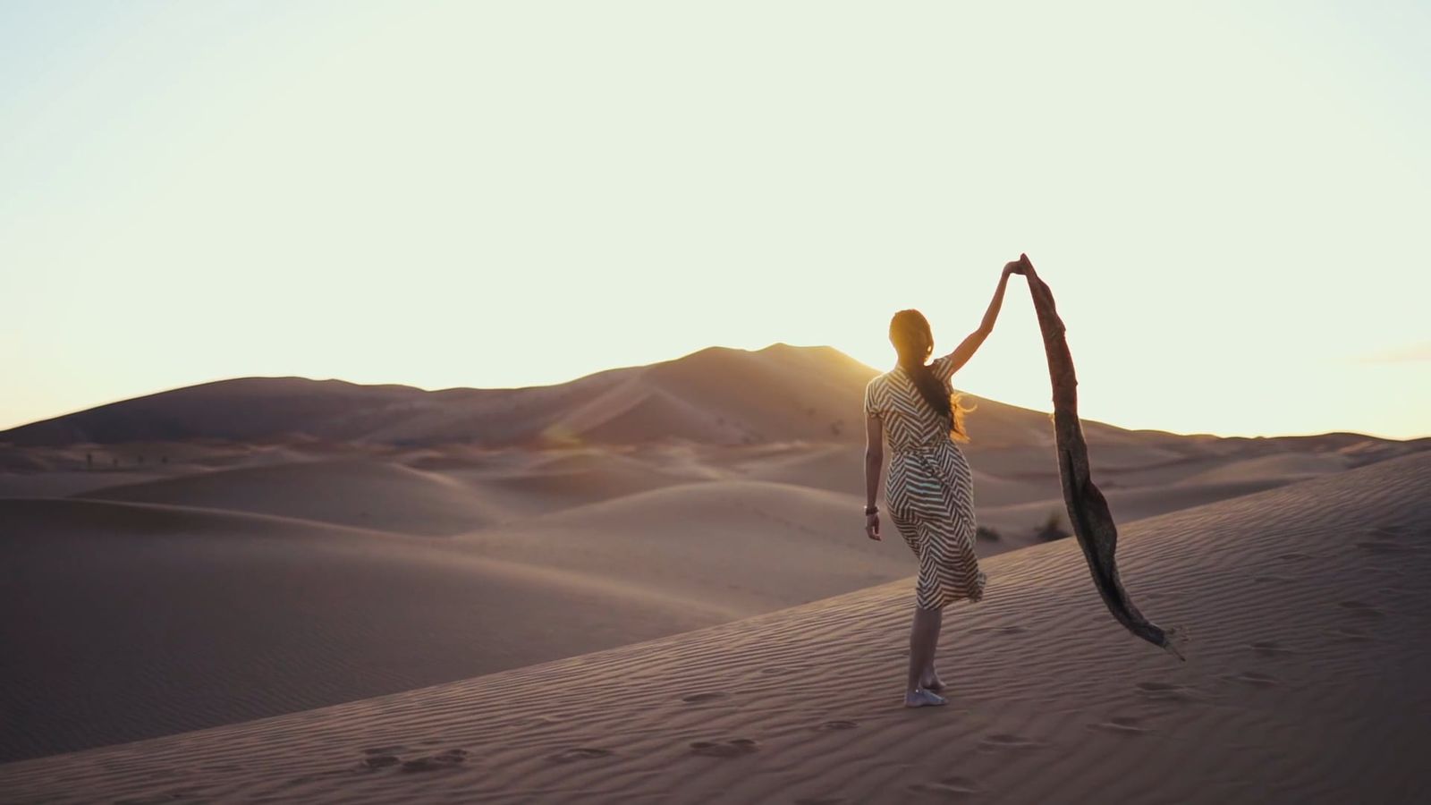 Woman Walking Videos, Download The BEST Free 4k Stock Video Footage ...
