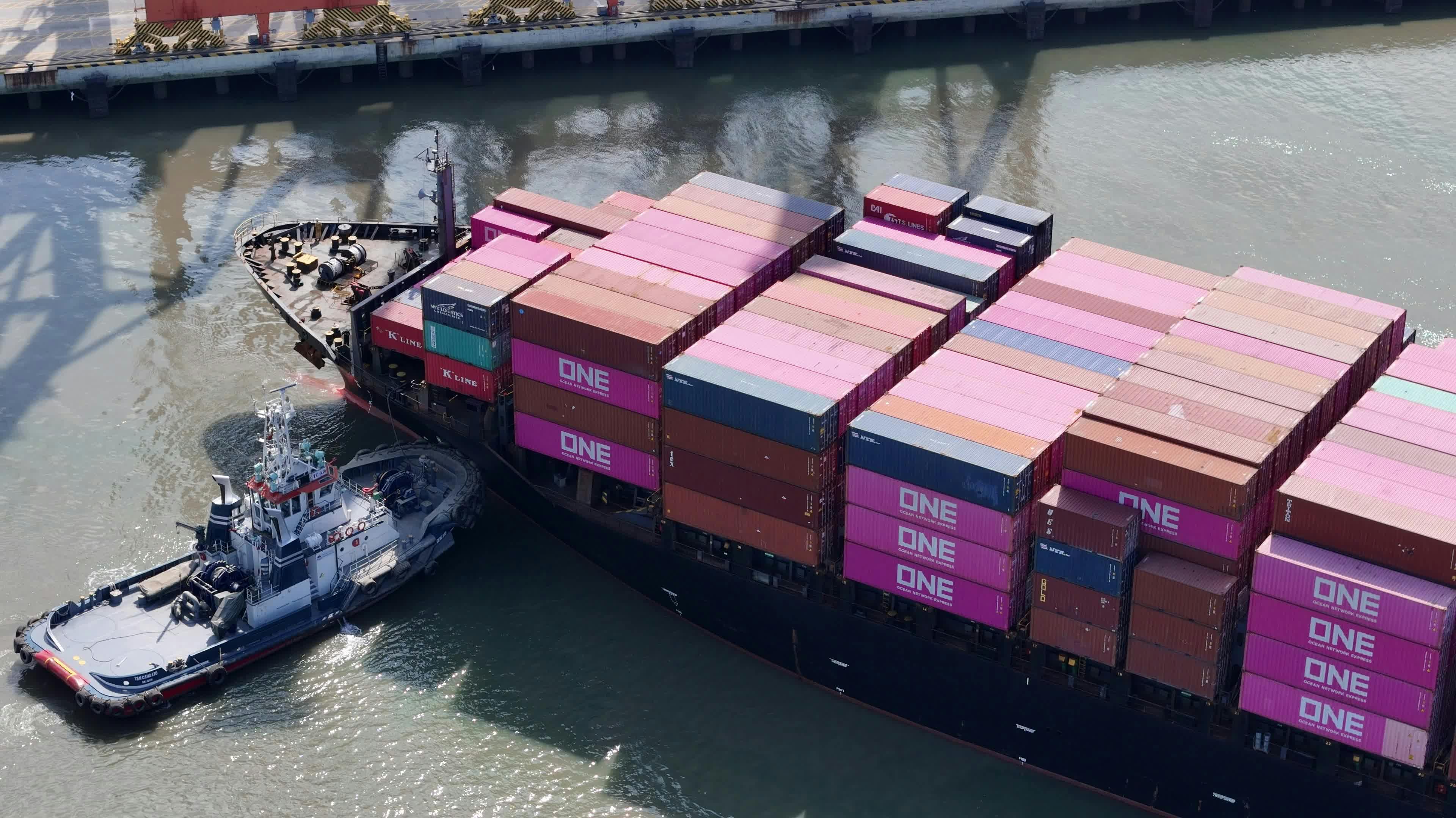 Torkham - Pakistan Afghanistan Border and Dry Port Free Stock Video ...