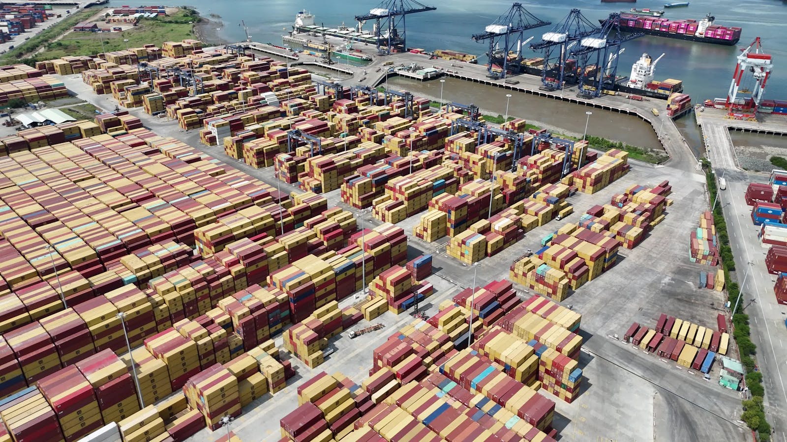 Container Port Videos, Download The BEST Free 4k Stock Video Footage ...