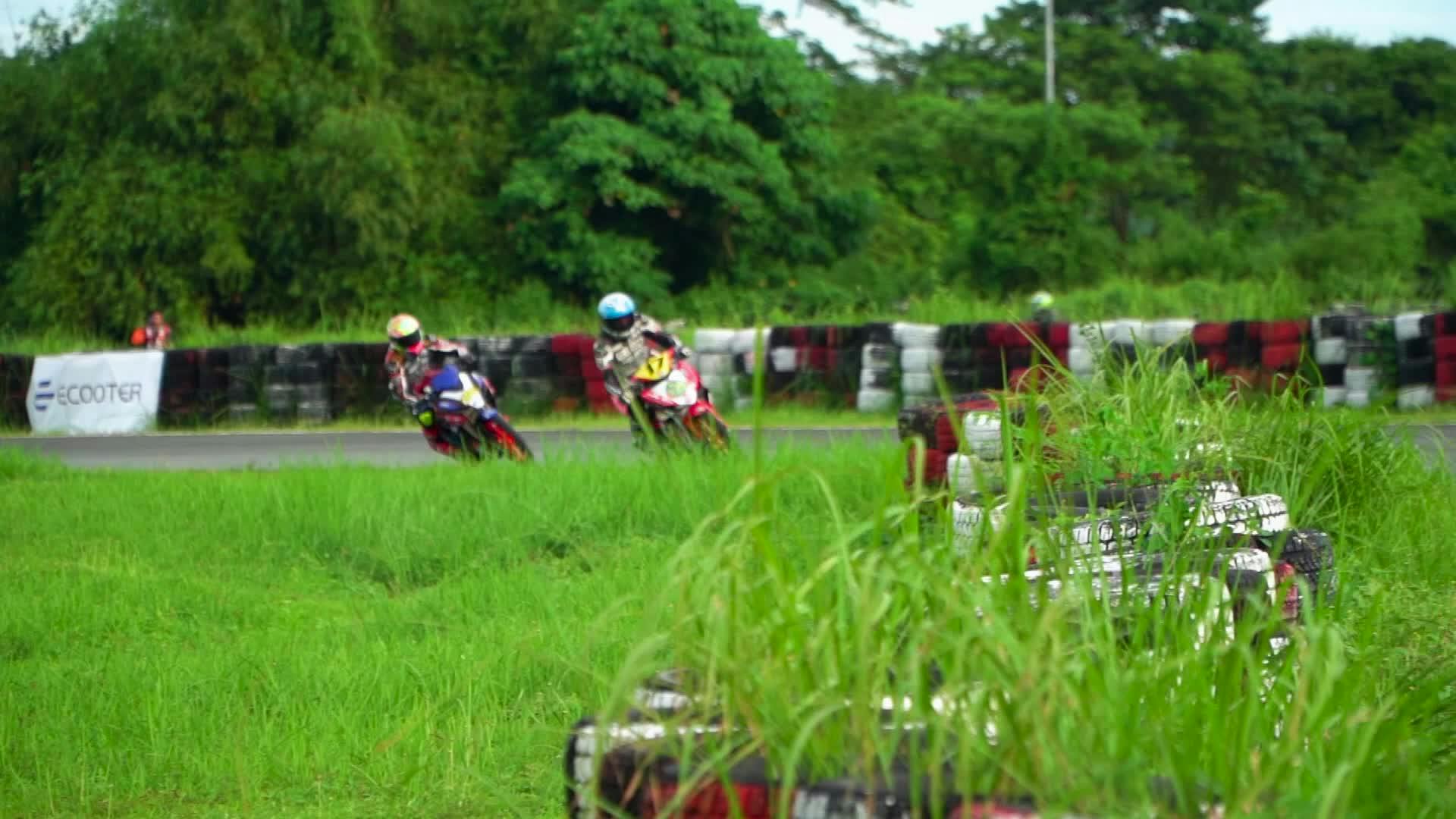 Rushing Videos, Download The BEST Free 4k Stock Video Footage & Rushing ...