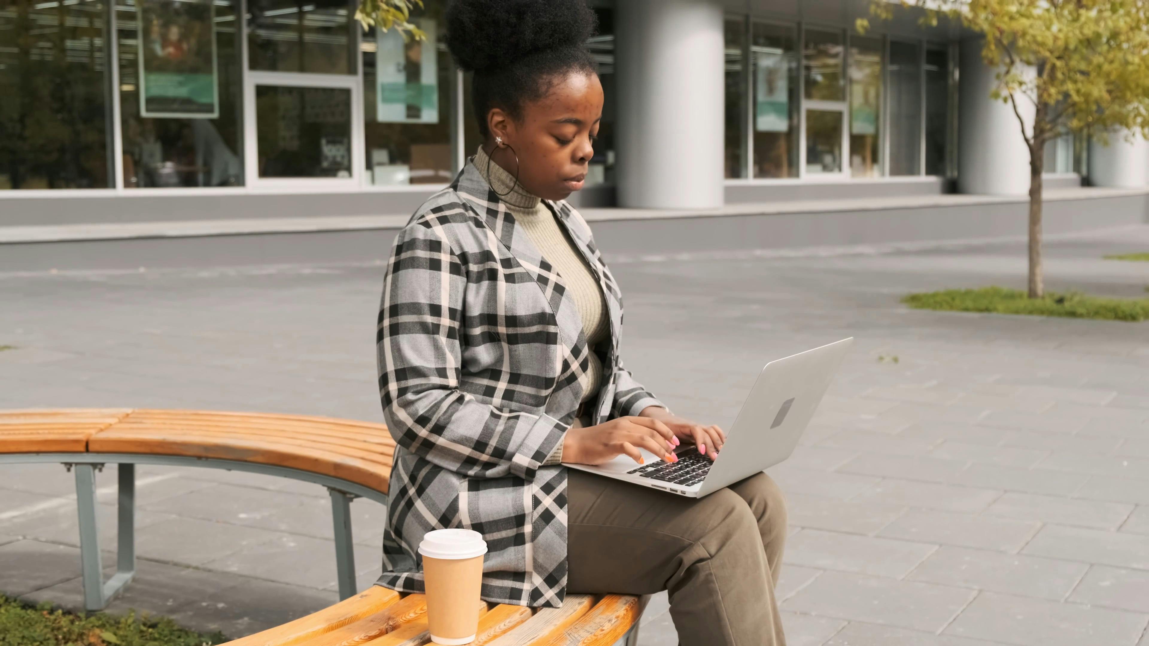 Slow Wifi Videos, Download The BEST Free 4k Stock Video Footage & Slow ...