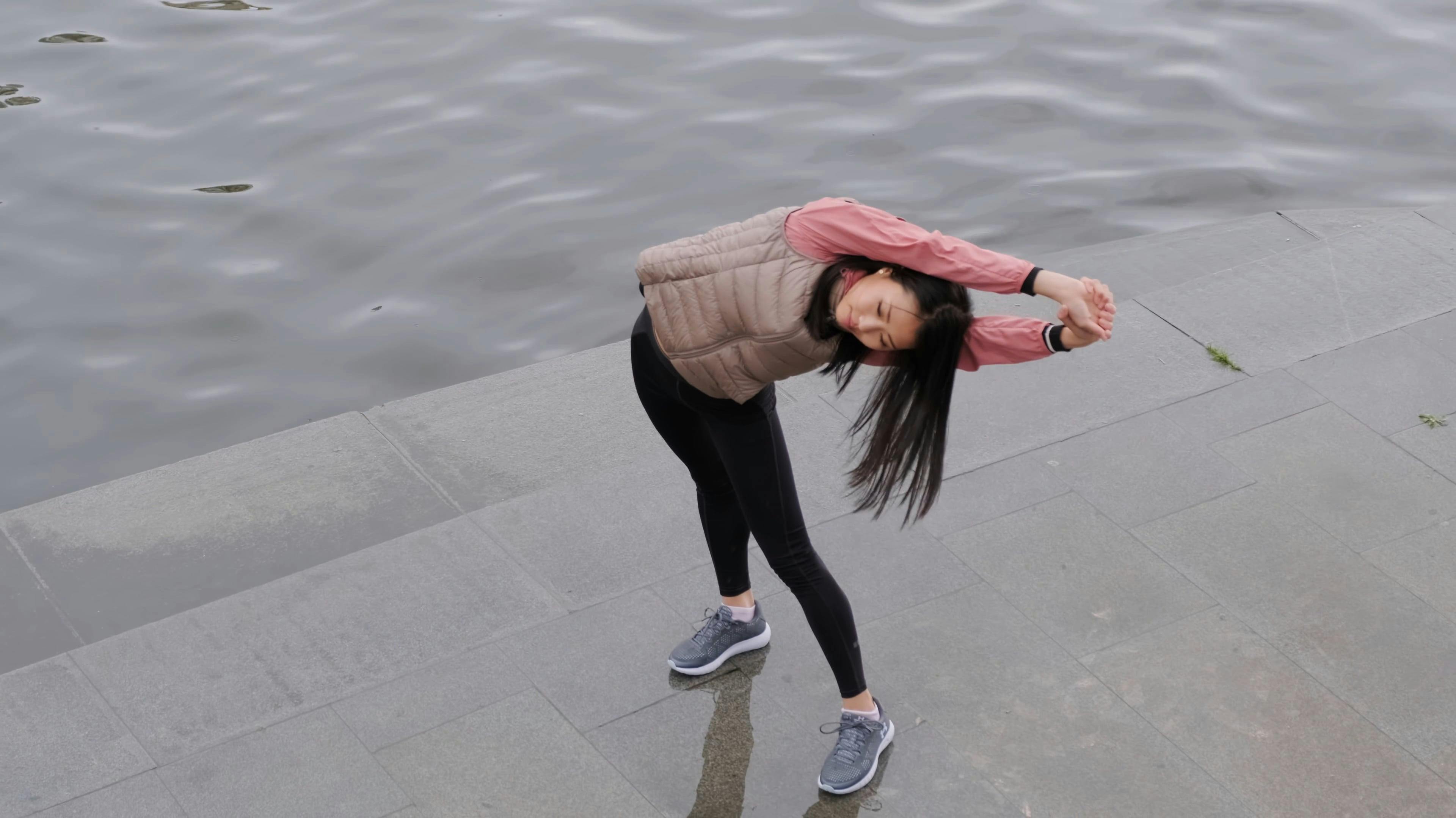 Water Bending Videos, Download The BEST Free 4k Stock Video Footage ...