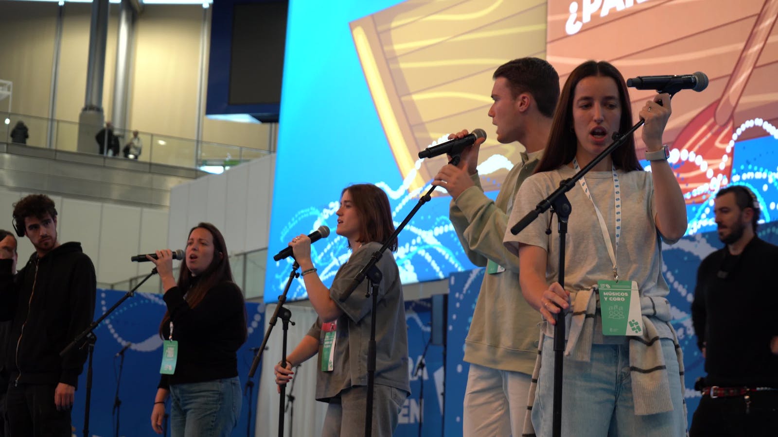 Joni Sing Videos, Download The BEST Free 4k Stock Video Footage & Joni ...