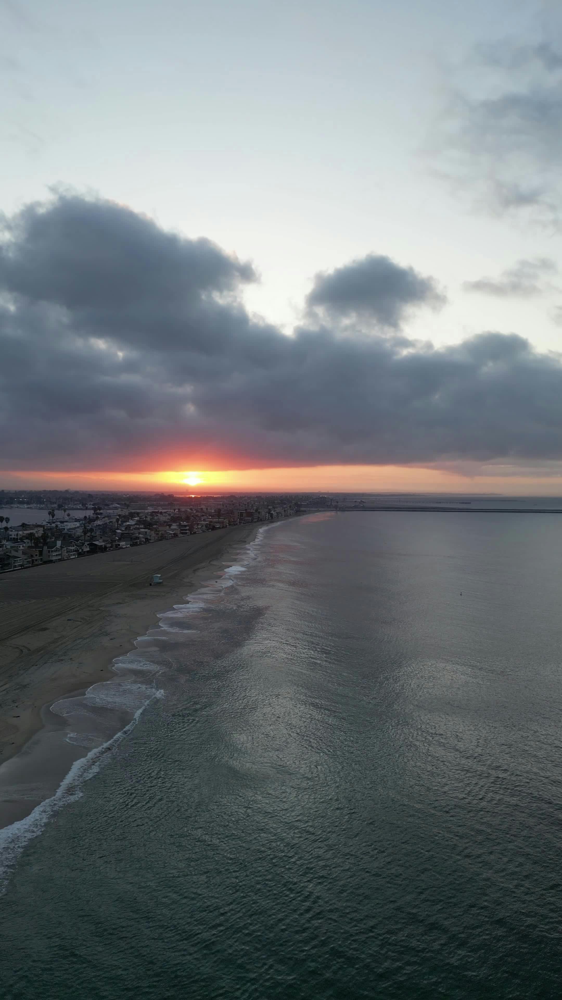 加州海岸线的壮丽日出 · 免费素材视频