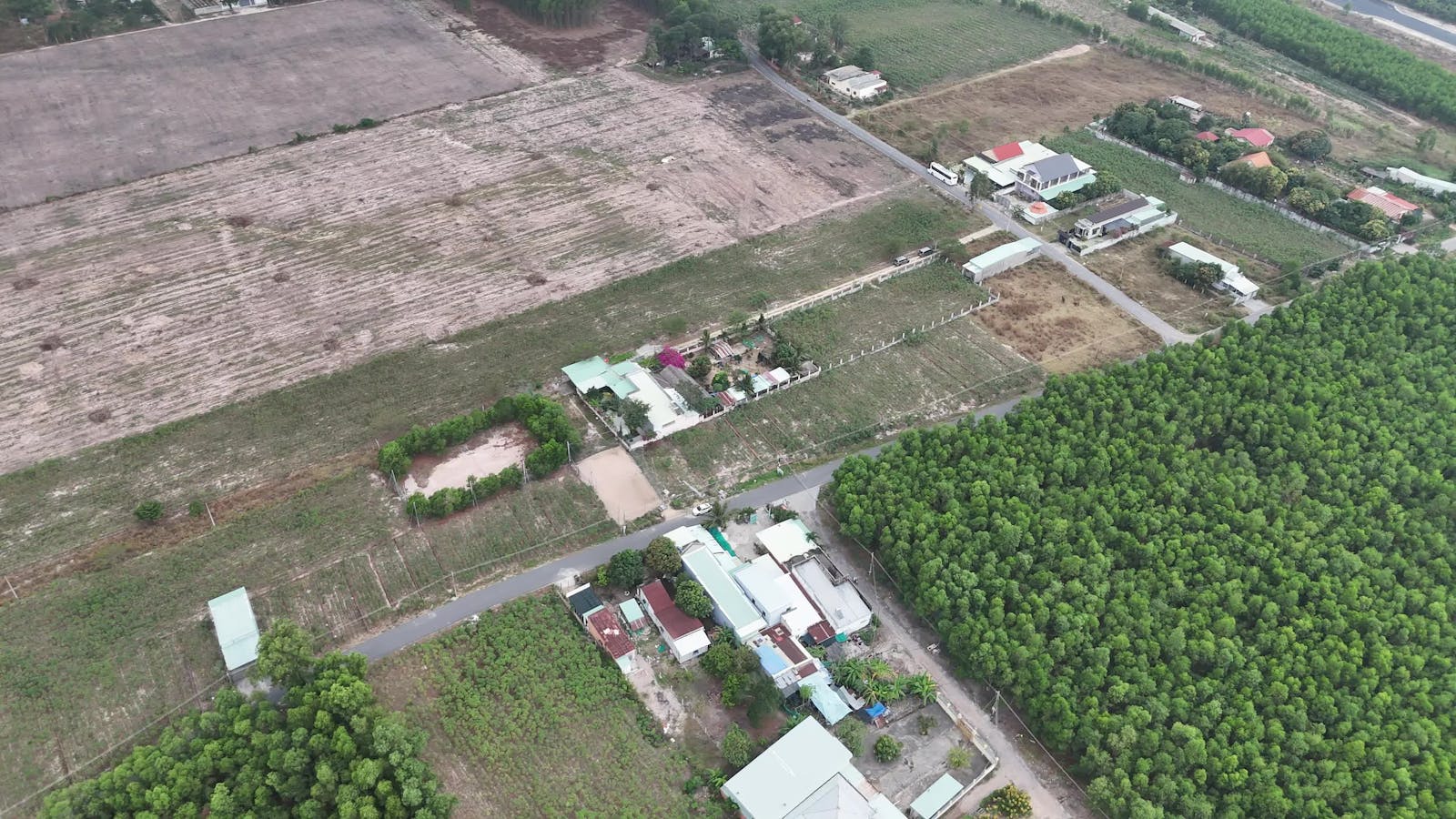 Land Chut Videos, Download The BEST Free 4k Stock Video Footage & Land ...