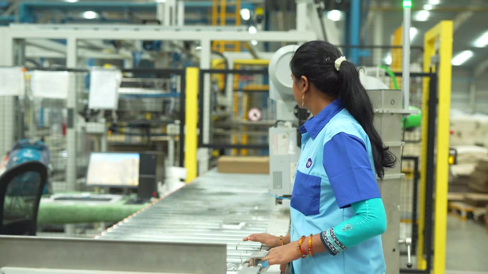 Factory Worker Videos, Download The BEST Free 4k Stock Video Footage ...