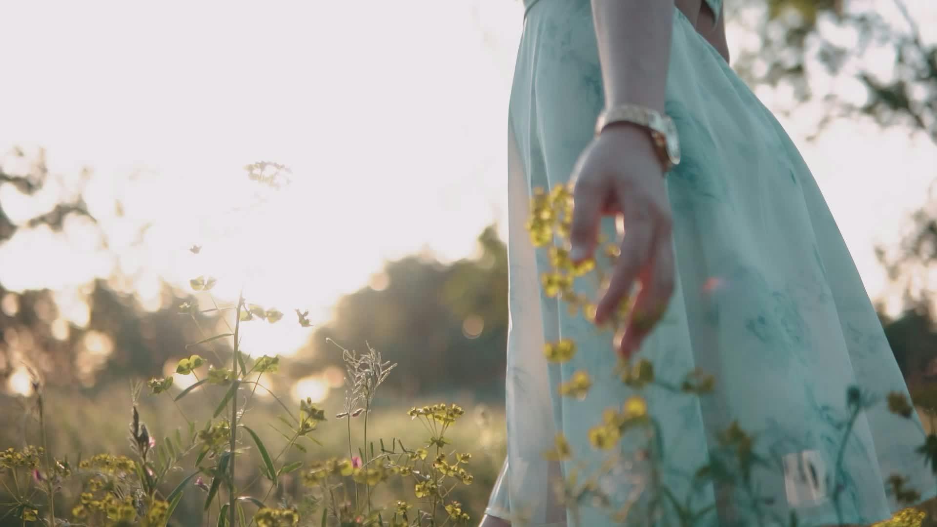 Hand เย็น Videos, Download The BEST Free 4k Stock Video Footage & Hand ...