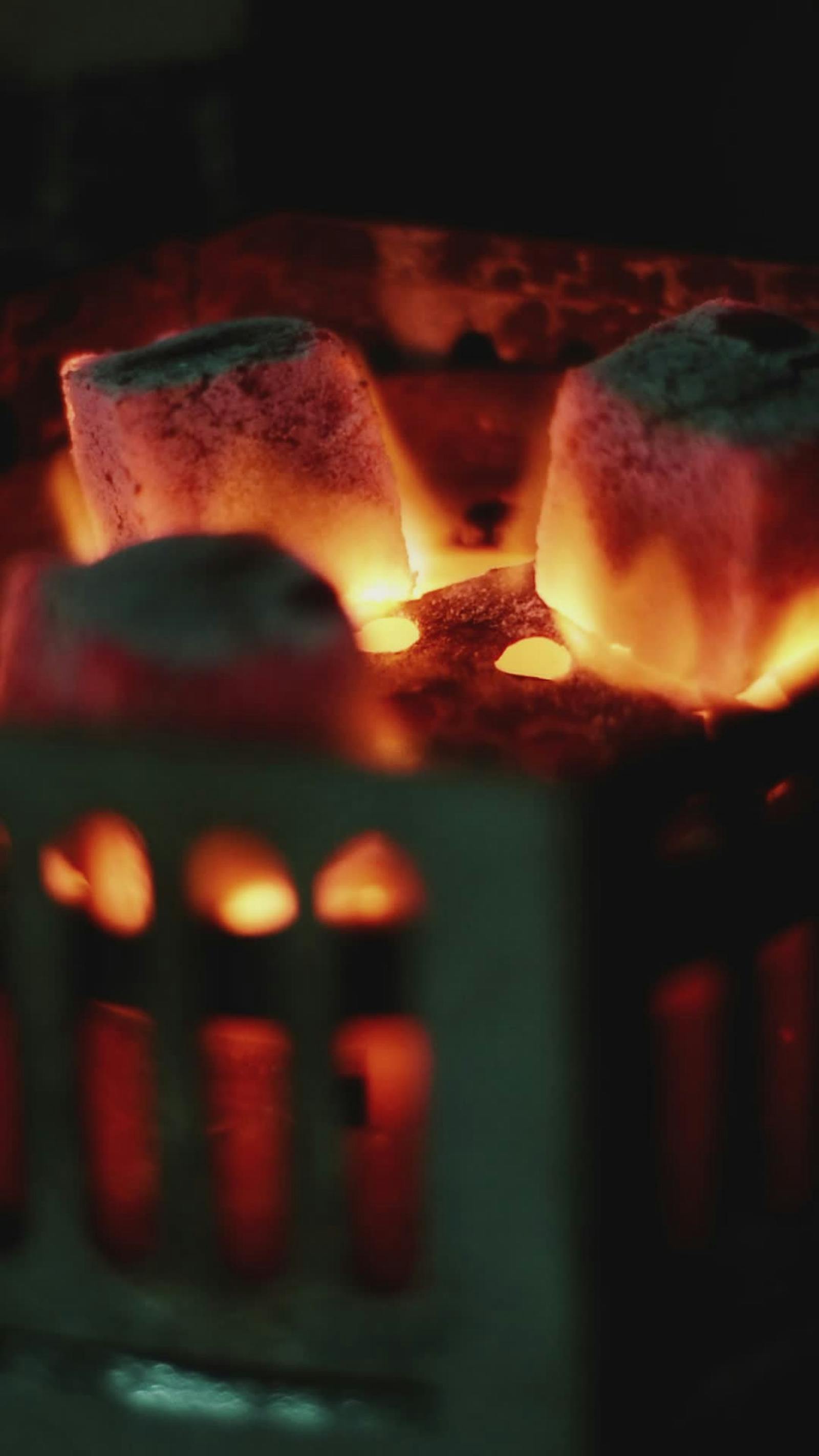 Fire Burning Videos, Download The BEST Free 4k Stock Video Footage ...