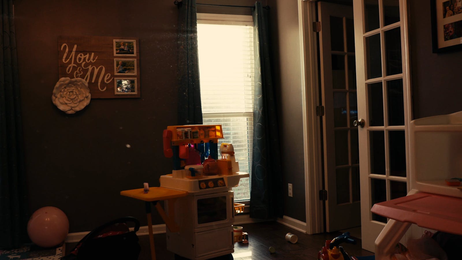 Room Videos, Download The BEST Free 4k Stock Video Footage & Room HD ...