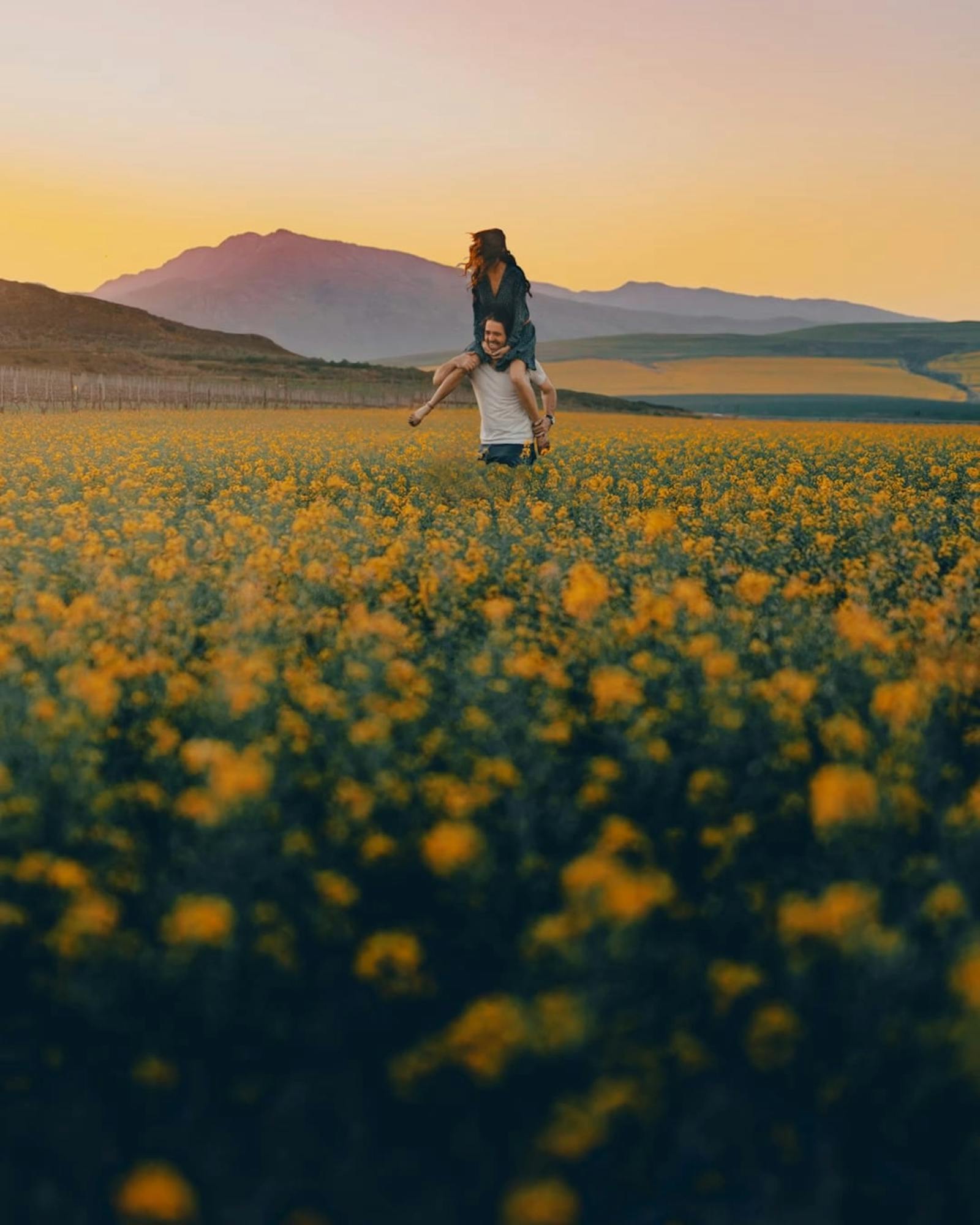 Romantic Couple Reels Videos Videos, Download The BEST Free 4k Stock ...