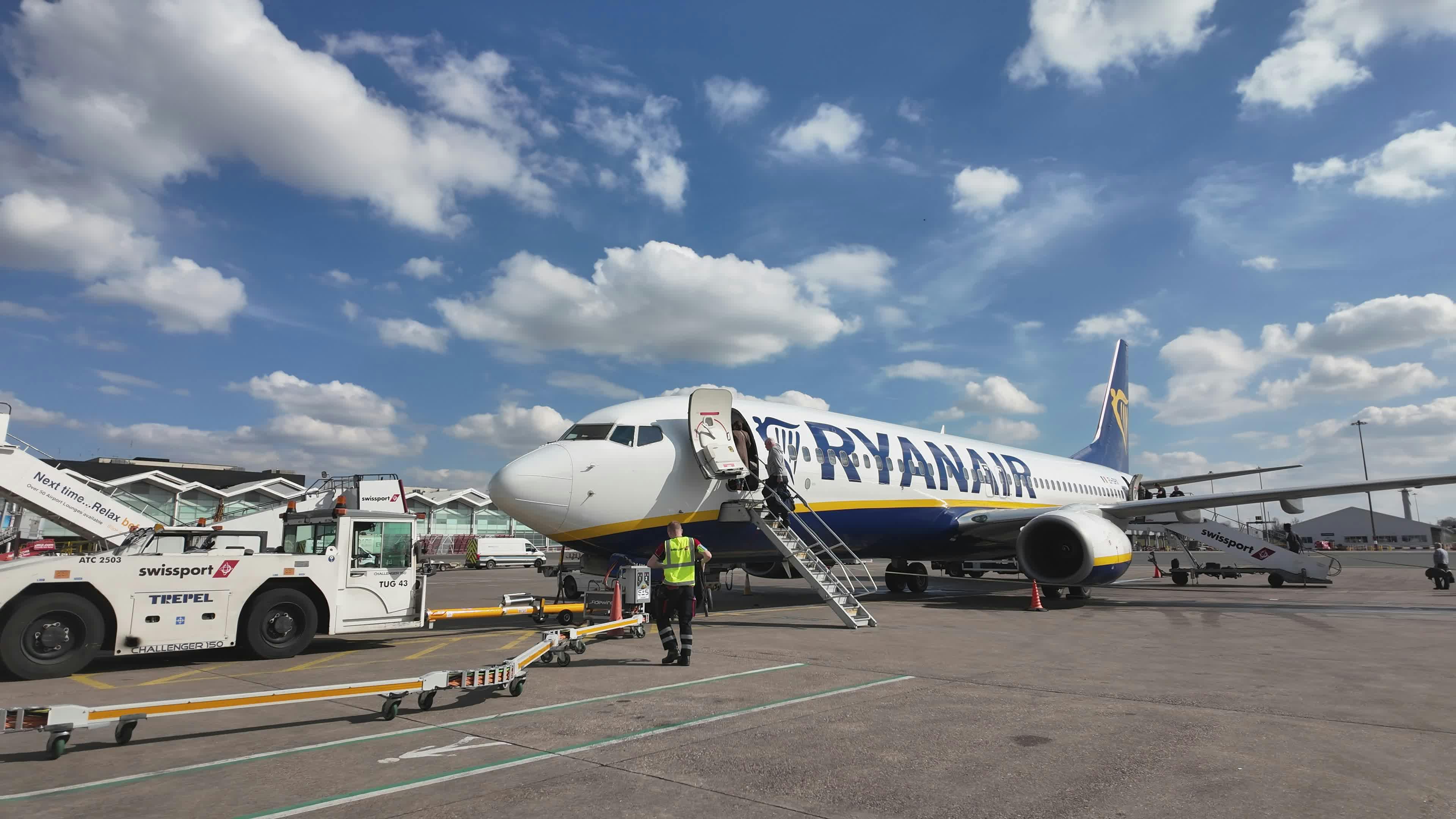 Boeing Airbus Videos, Download The BEST Free 4k Stock Video Footage ...