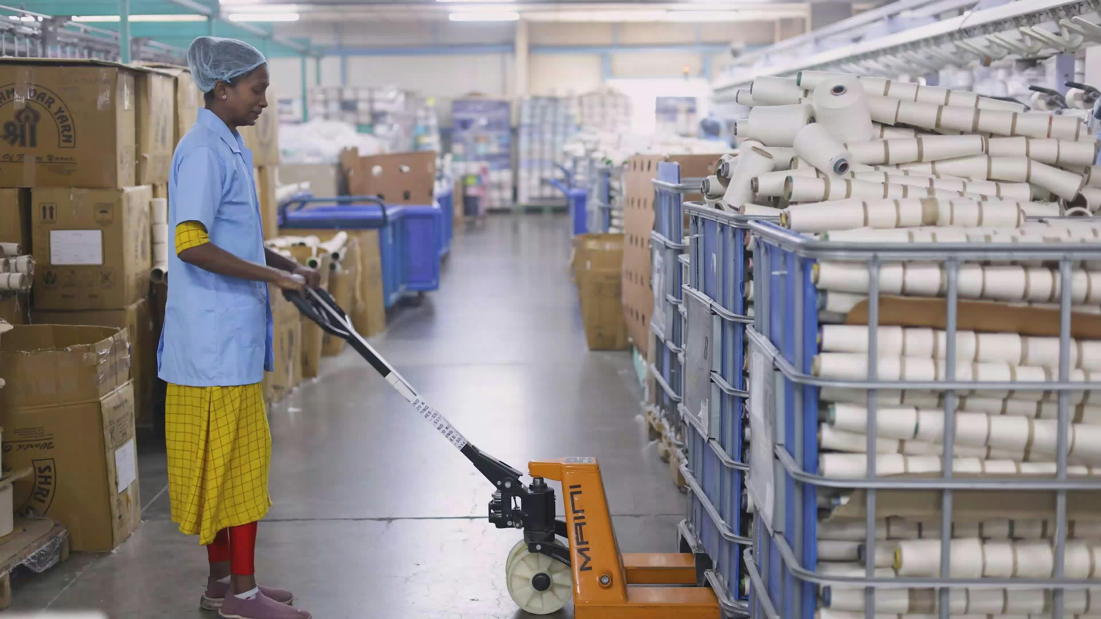 Warehouse Packing Videos, Download The BEST Free 4k Stock Video Footage ...