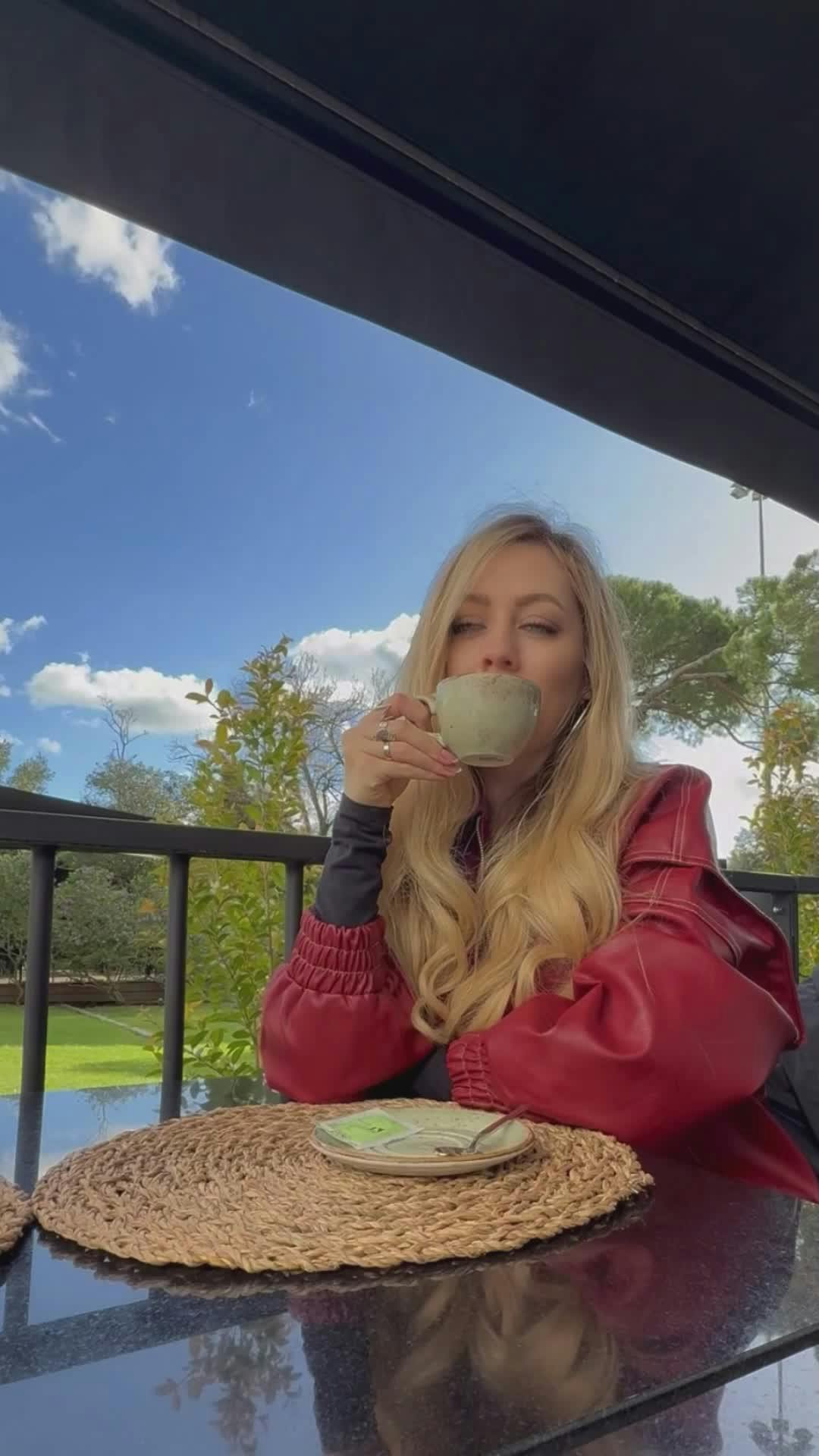 Bbl+Twerk+Blonde+Scroller Videos, Download The BEST Free 4k Stock Video Footage & Bbl+Twerk ...