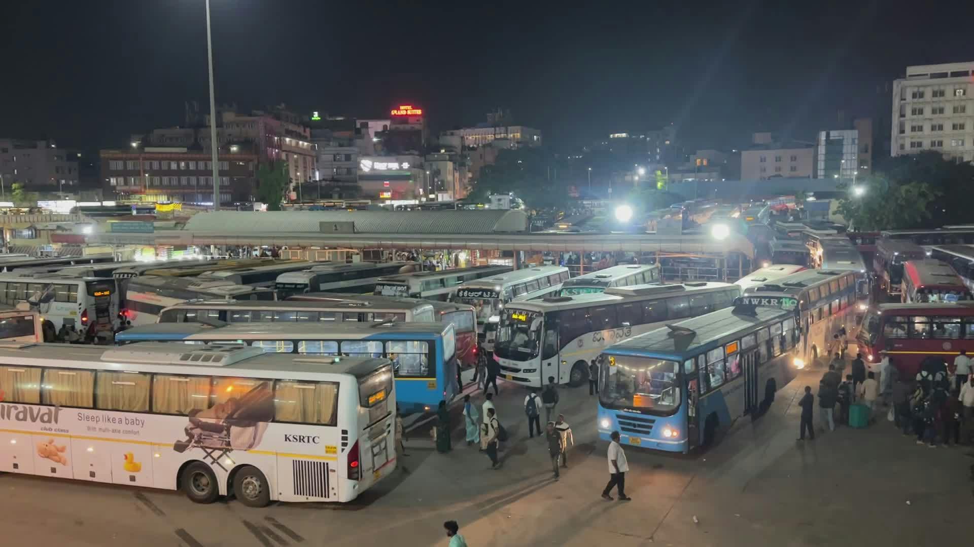 City Buses Videos, Download The BEST Free 4k Stock Video Footage & City ...