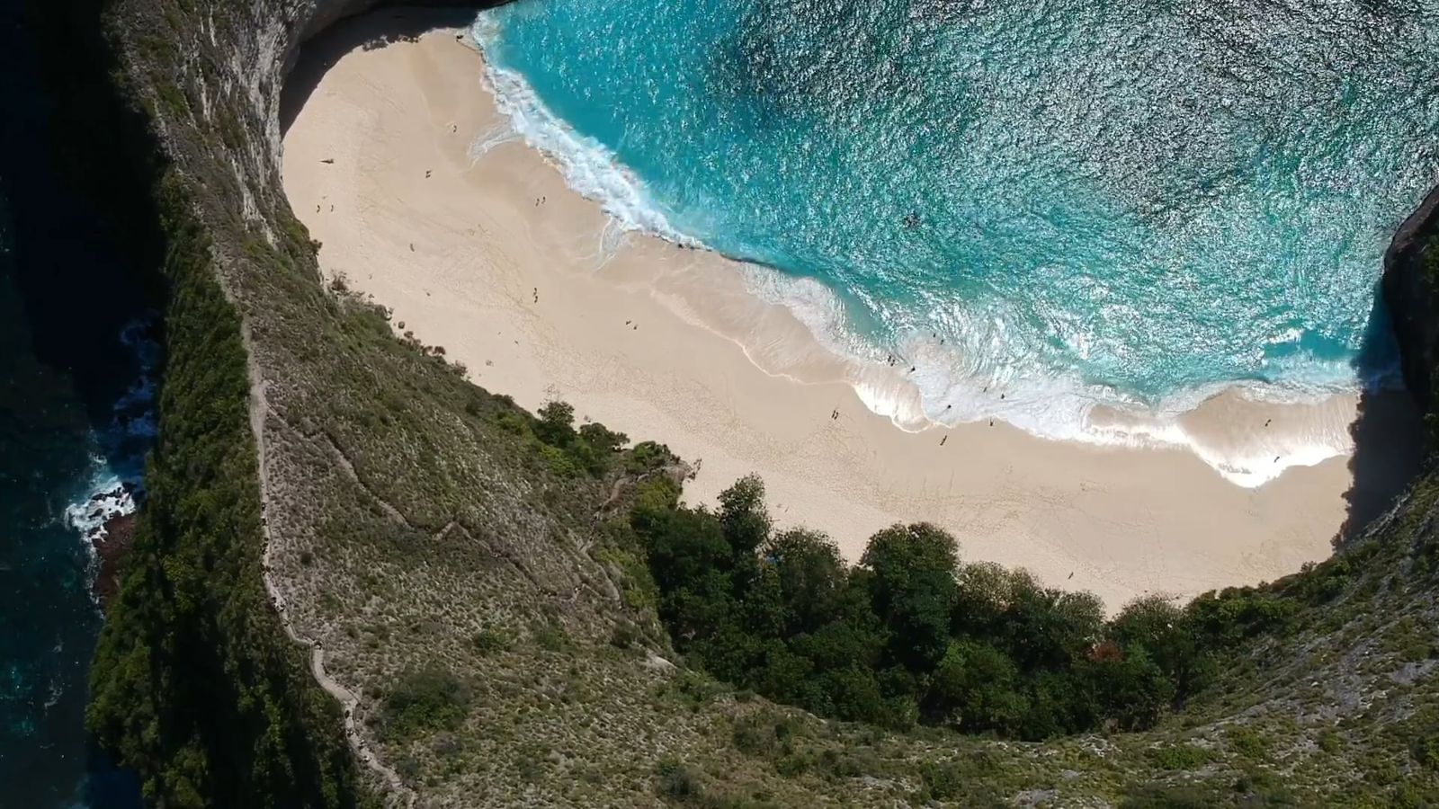 Beach Waves Videos, Download The BEST Free 4k Stock Video Footage ...