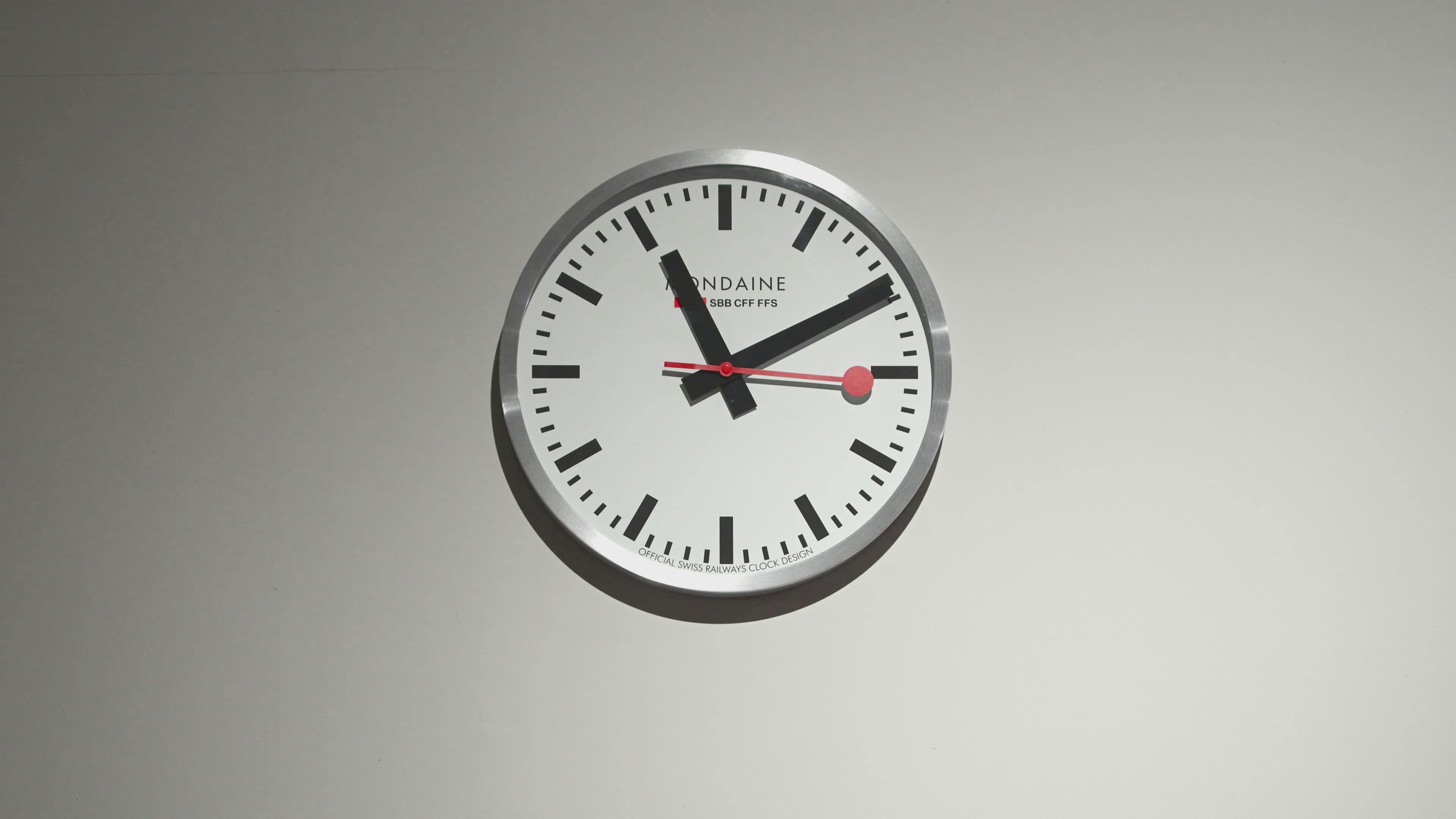 Time-lapse of a Clock Turning Clockwise Free Stock Video Footage ...