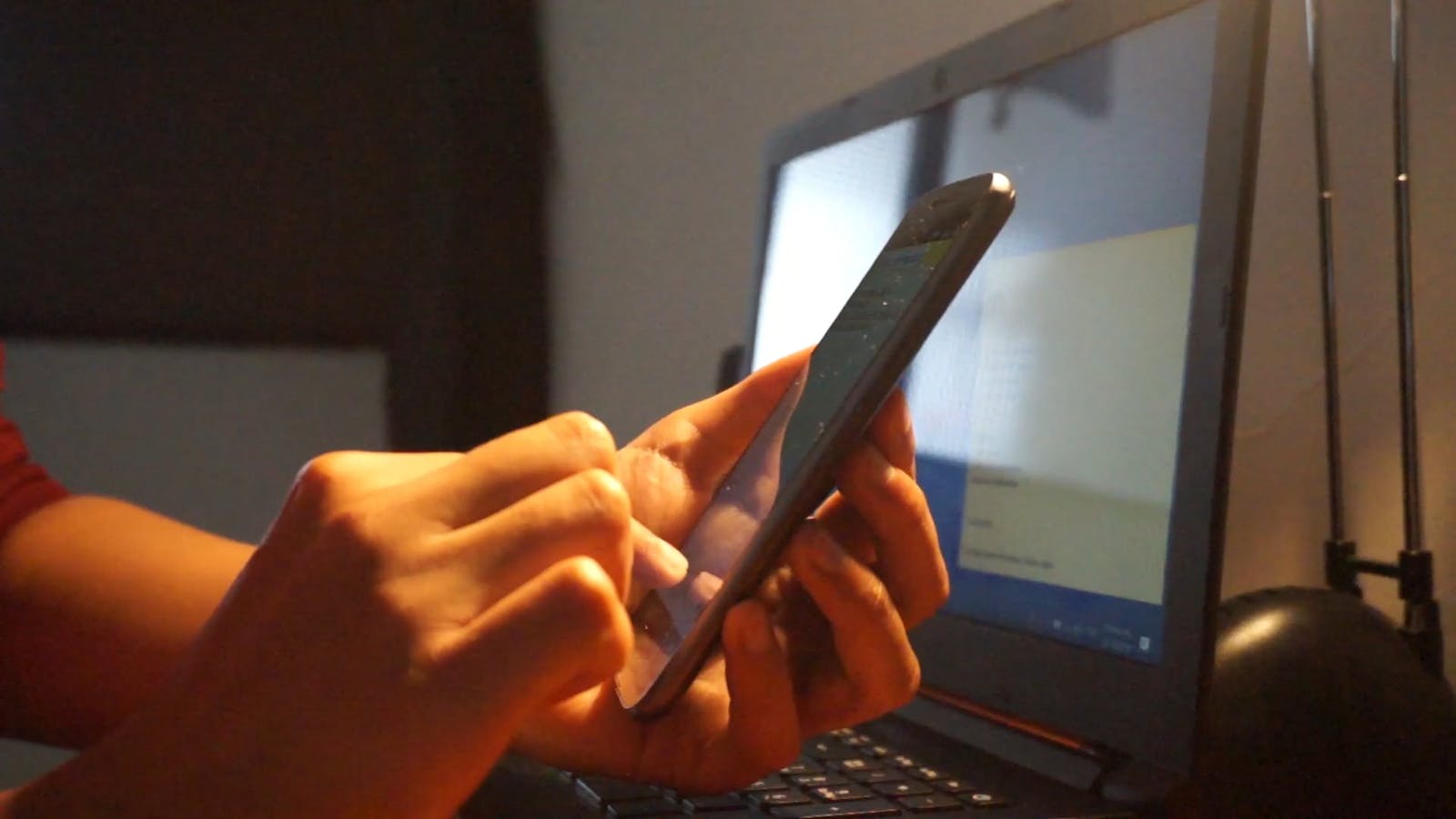 Texting Videos, Download The BEST Free 4k Stock Video Footage & Texting ...