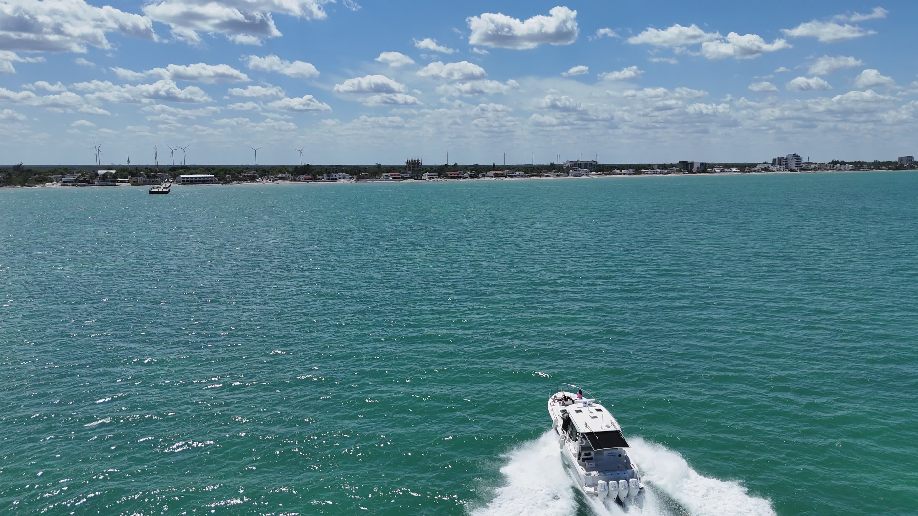 Recorrido Panorámico En Barco Por La Costa De Yucatán · Vídeo de stock ...